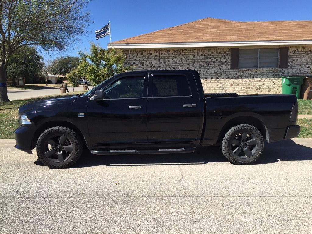 My all black 2013 Dodge Ram | Scrolller