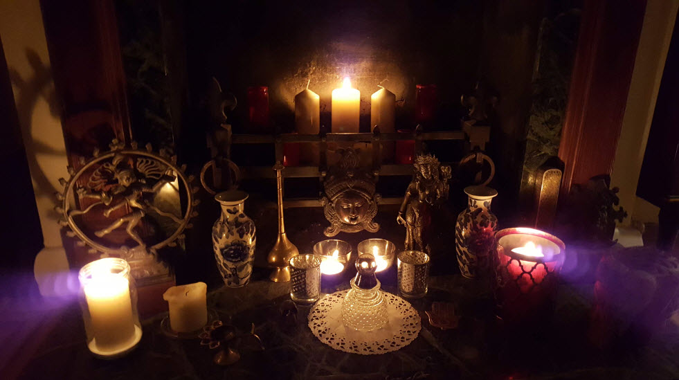 My Altar-istic Fireplace | Scrolller