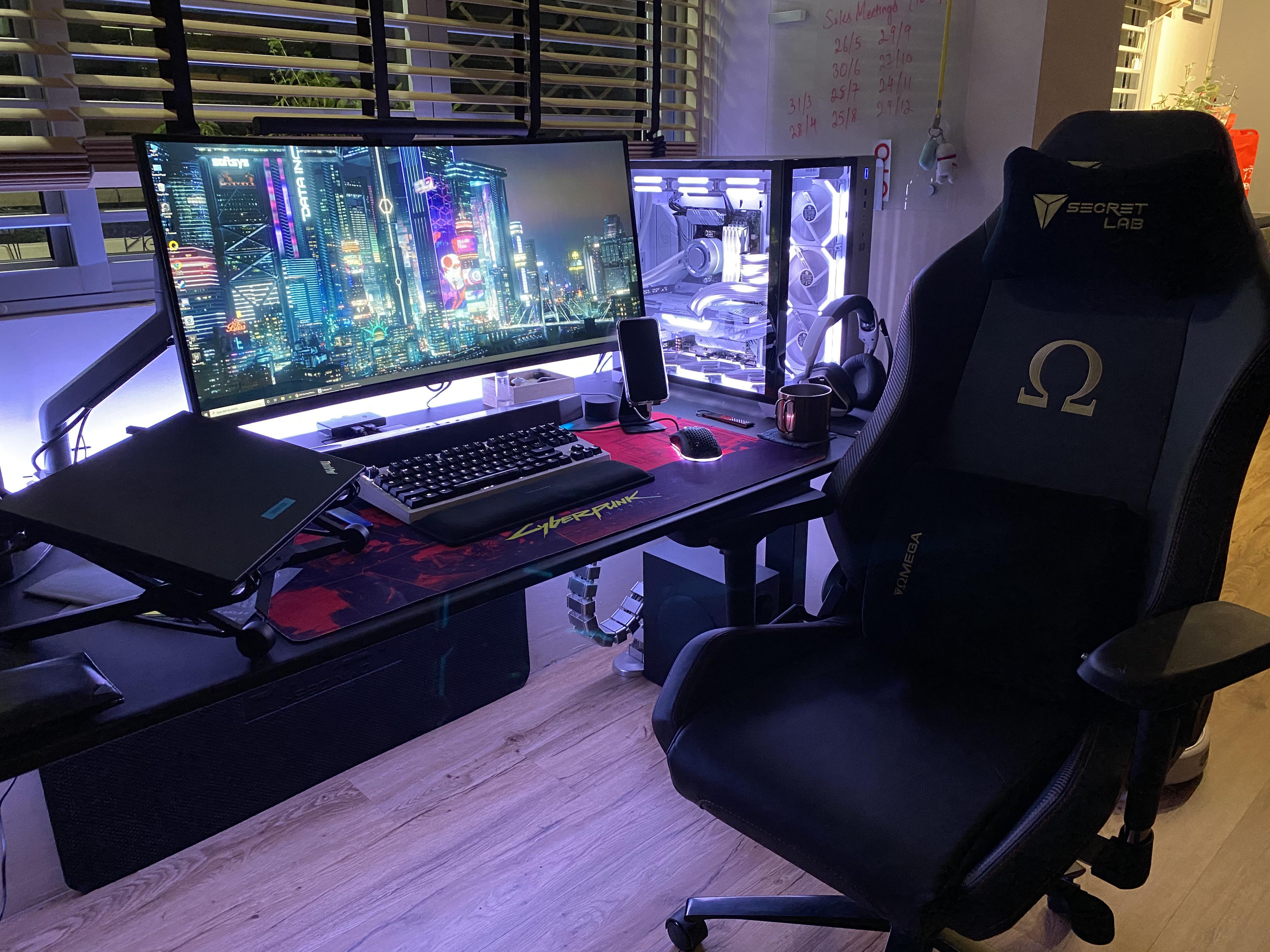 My Battlestation is complete | Scrolller