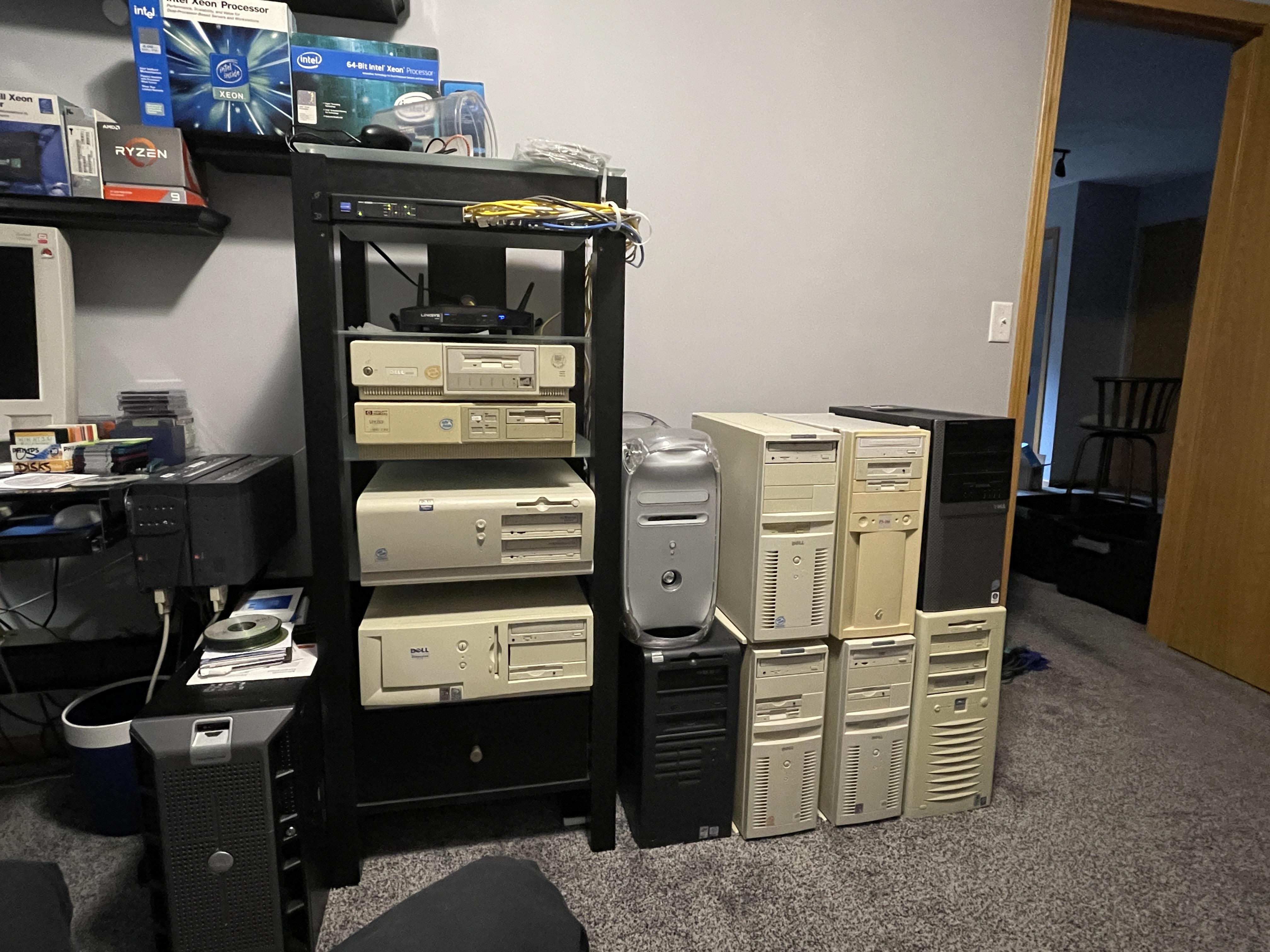 My battlestation wall | Scrolller