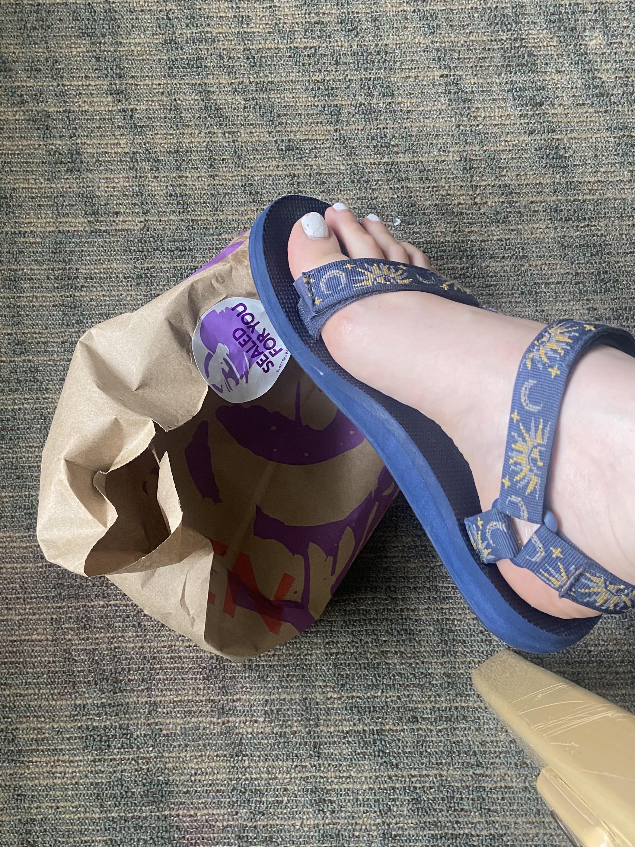My beautiful arches, long toes, and taco bell are all you need in life ...