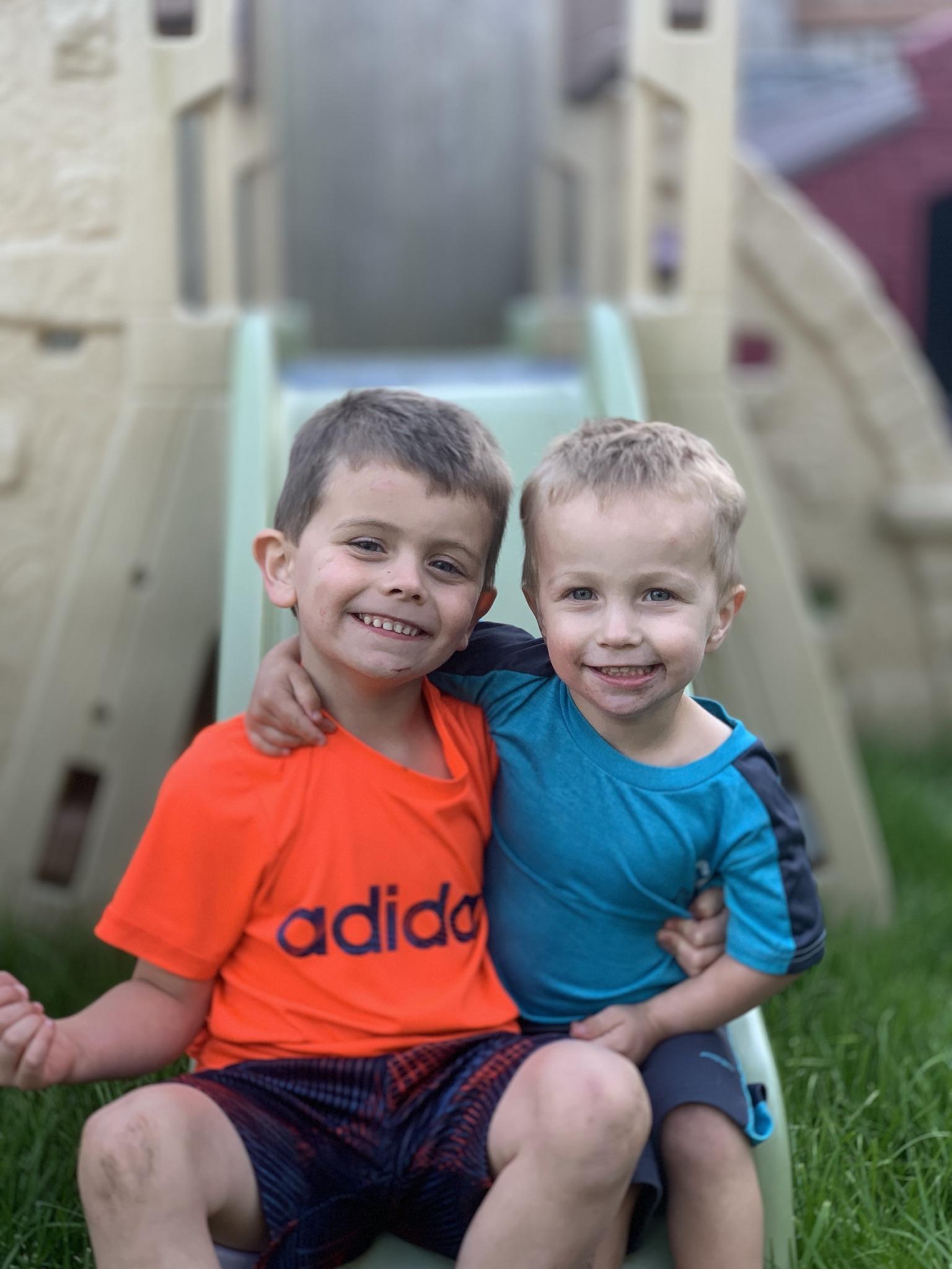 My best friends kids. XS Max Portrait Mode | Scrolller