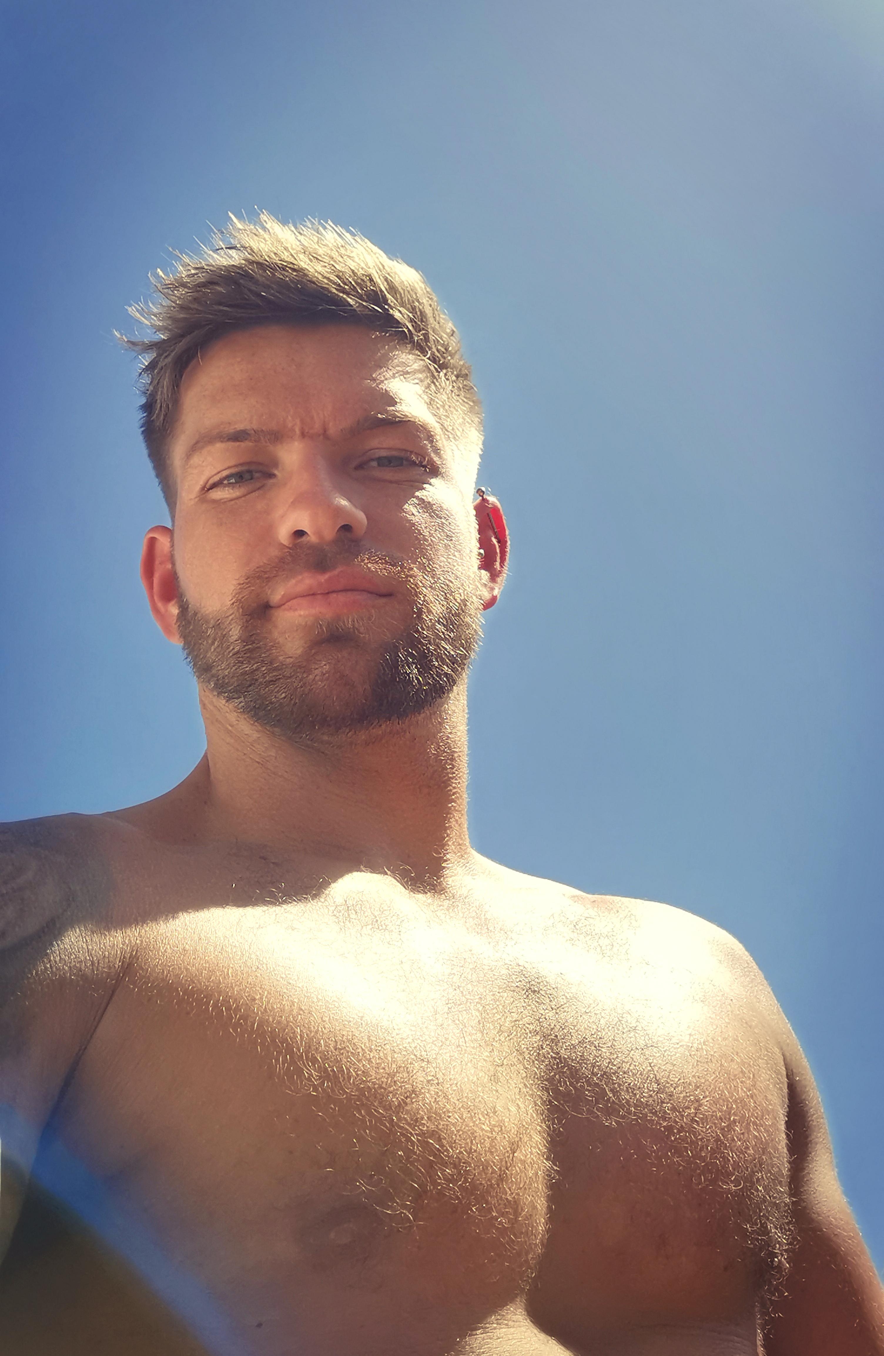 My chest hair goes so blonde in the sun 🙈 | Scrolller