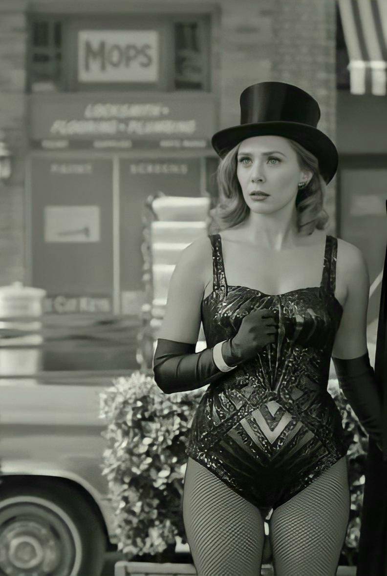 My dirty Vision is always on Wanda aka Elizabeth olsen 😉🤤 | Scrolller