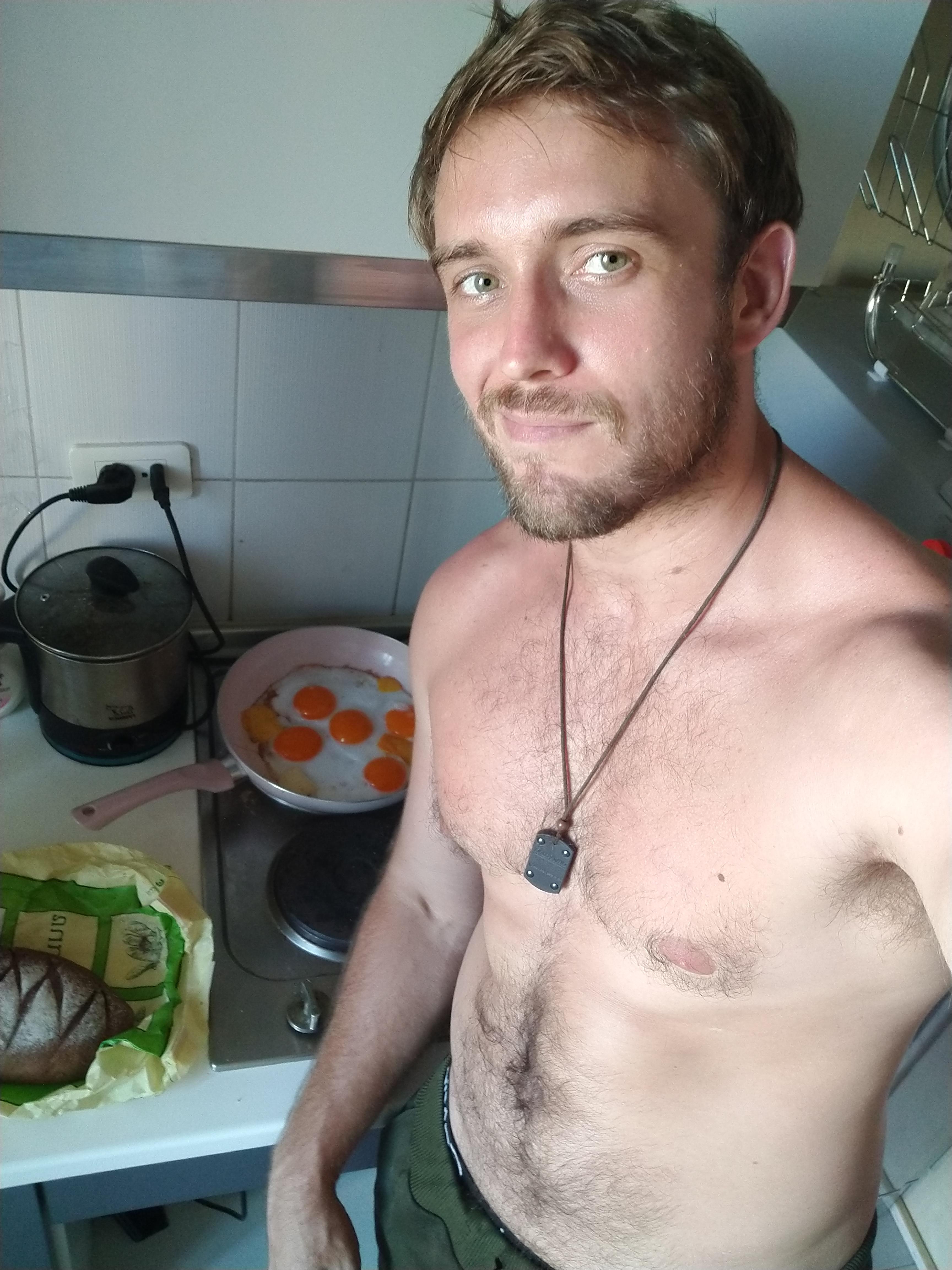 Second post here.... 😁 | Scrolller