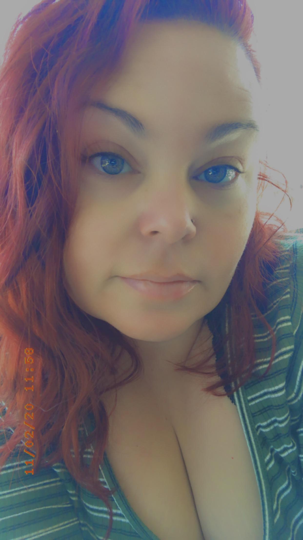 My favorite color is green. | Scrolller