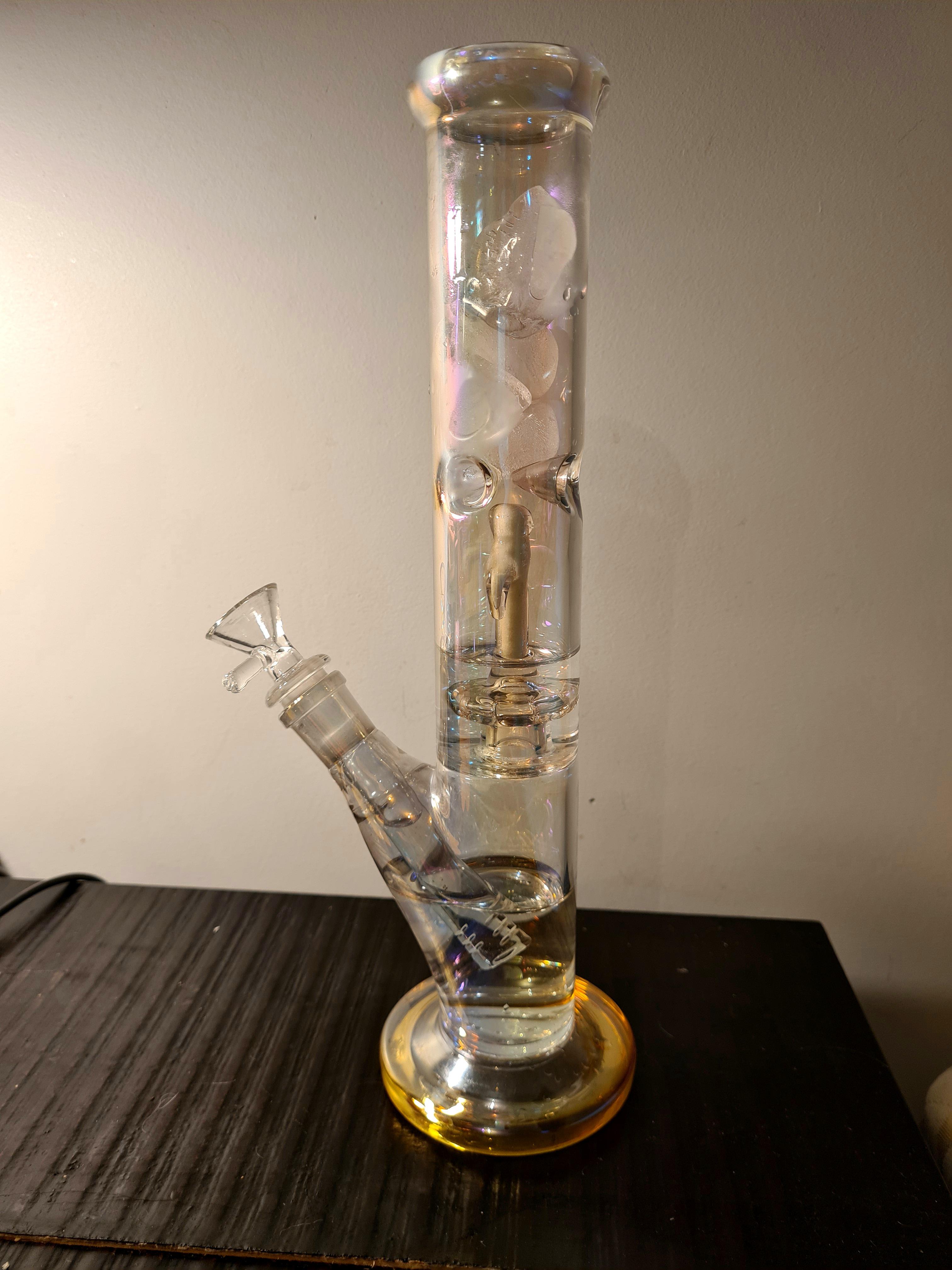 My first all glass bong. | Scrolller