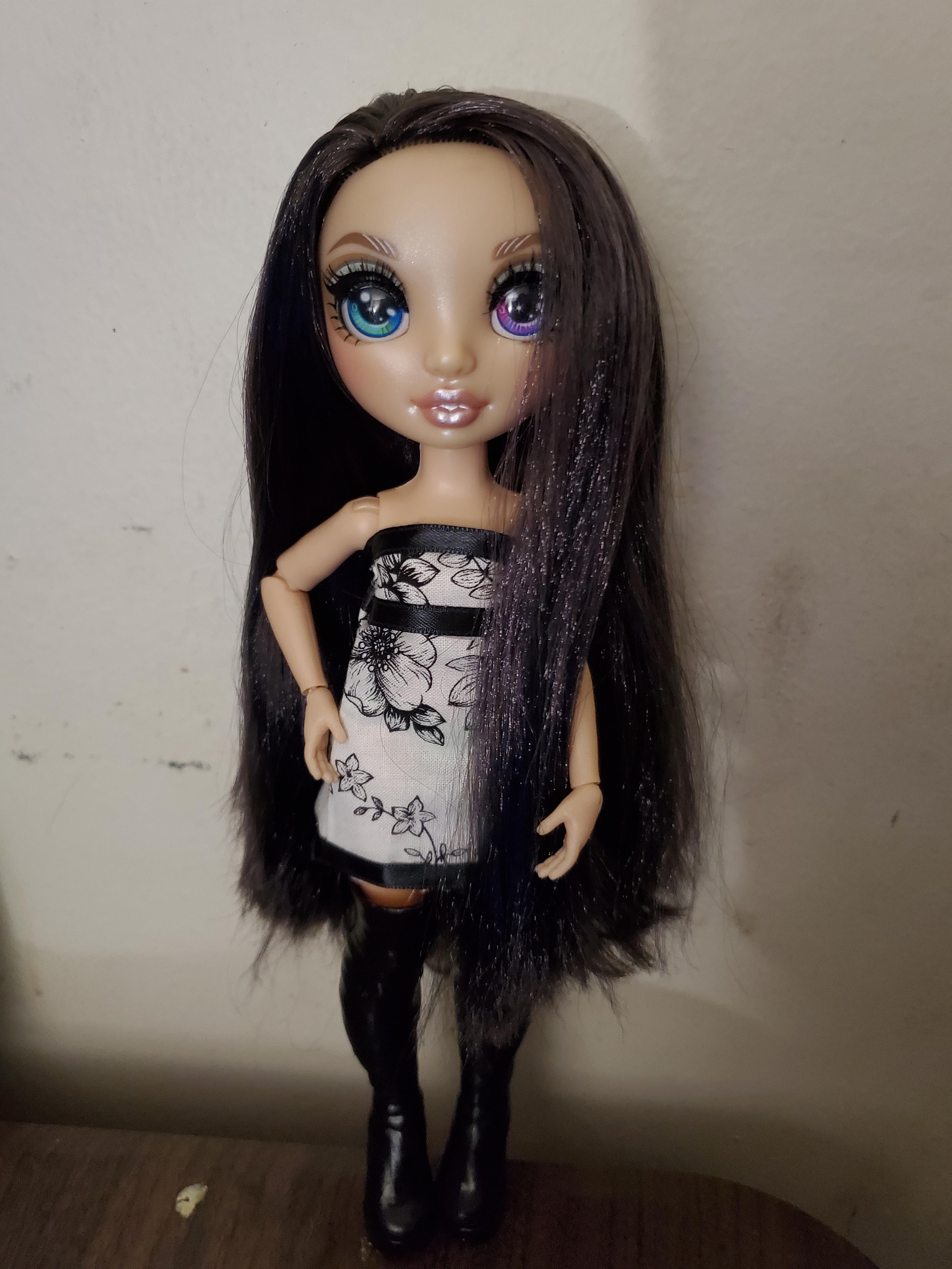 My First Custom Doll!! | Scrolller