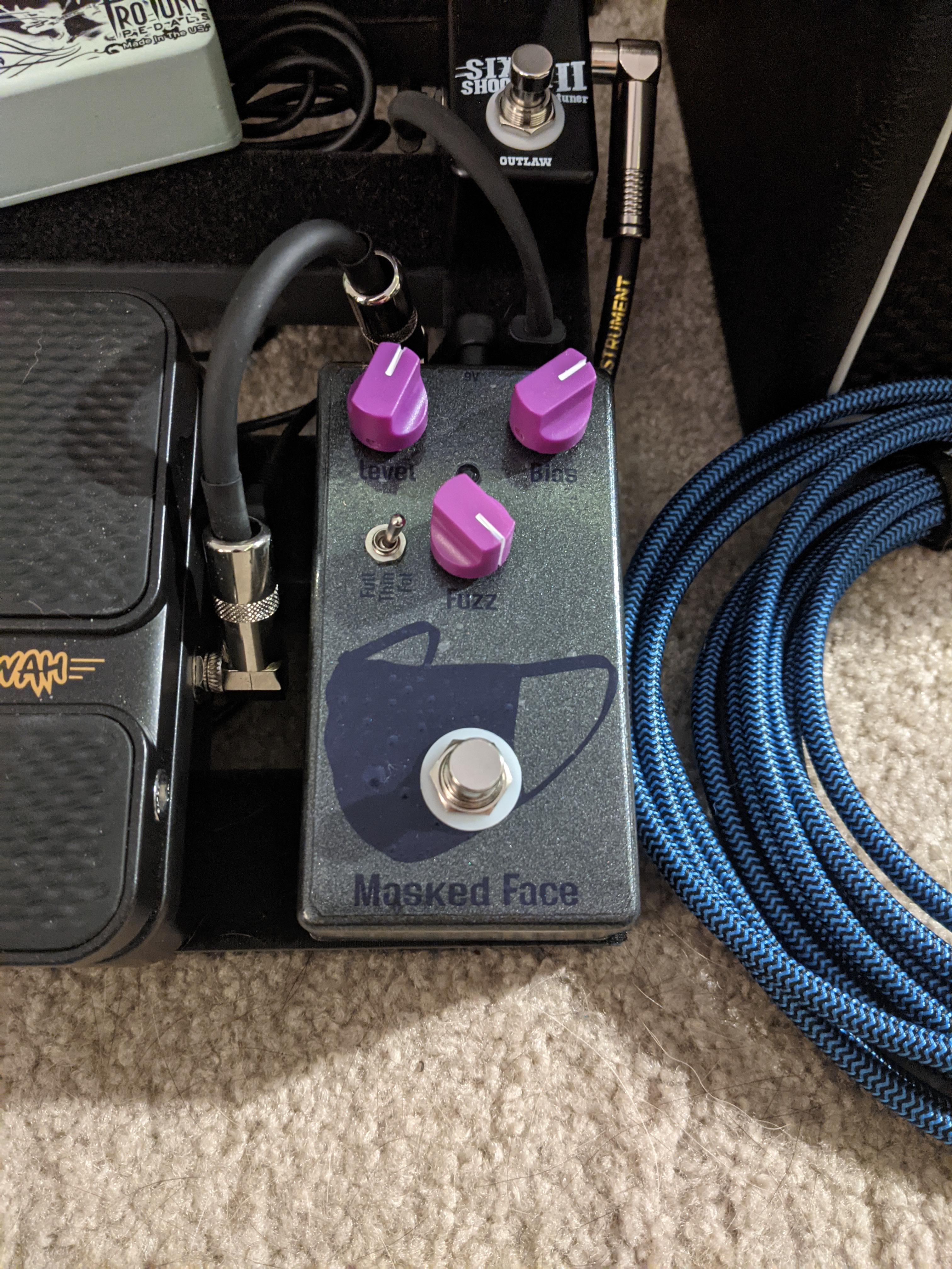 My first ever DIY build! BYOC classic fuzz | Scrolller