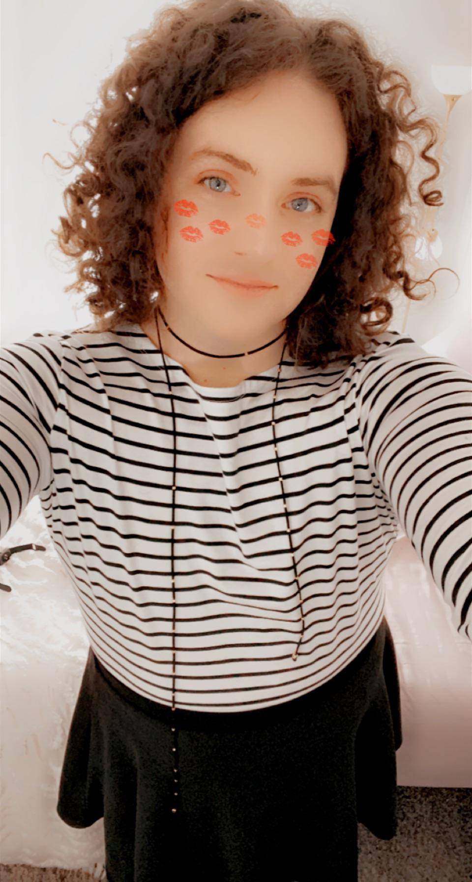 My first ever post! The euphoria and affirmation from this selfie is unrivaled | Scrolller