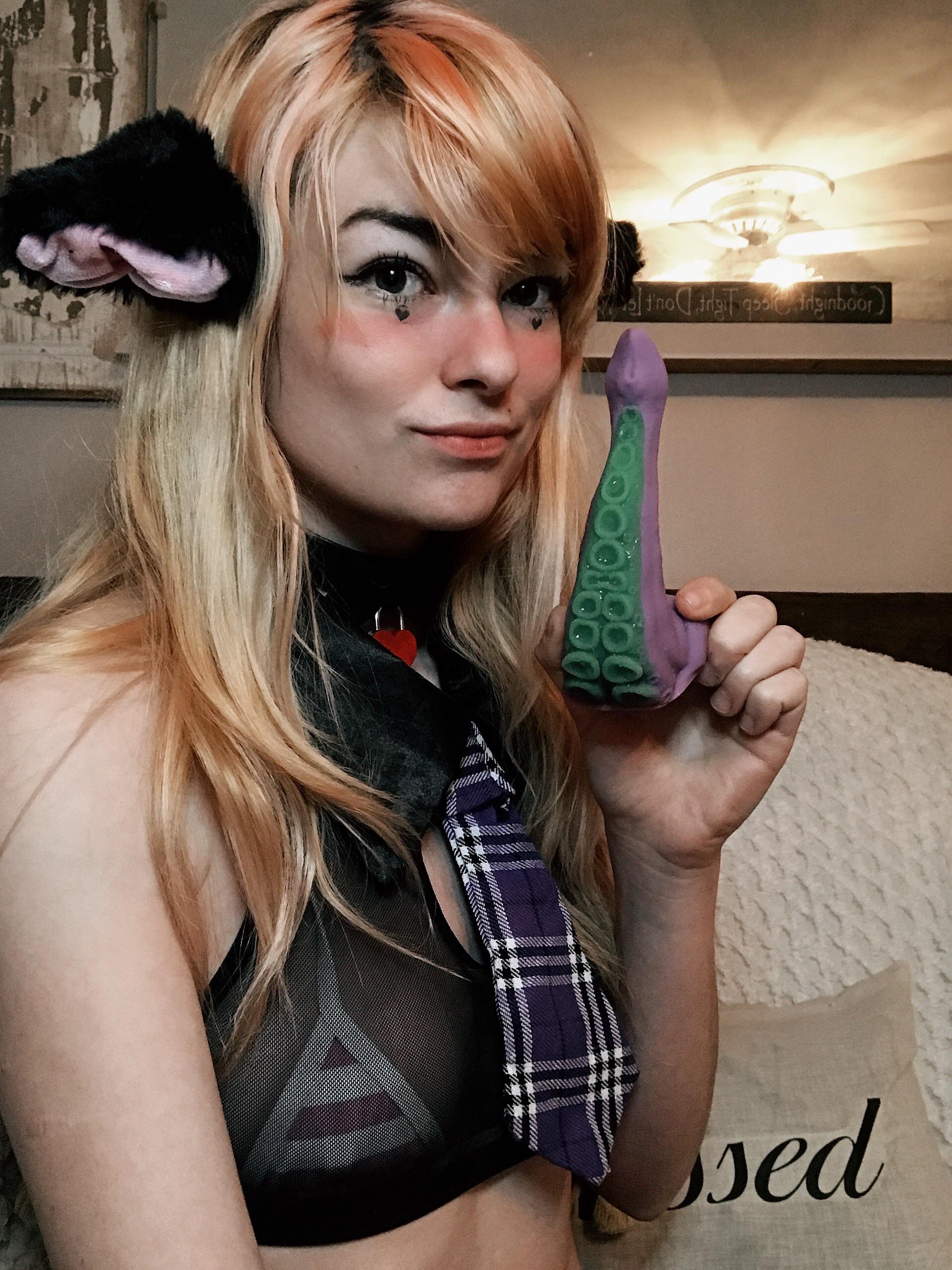 my first!!! I wish it was bigger :( | Scrolller