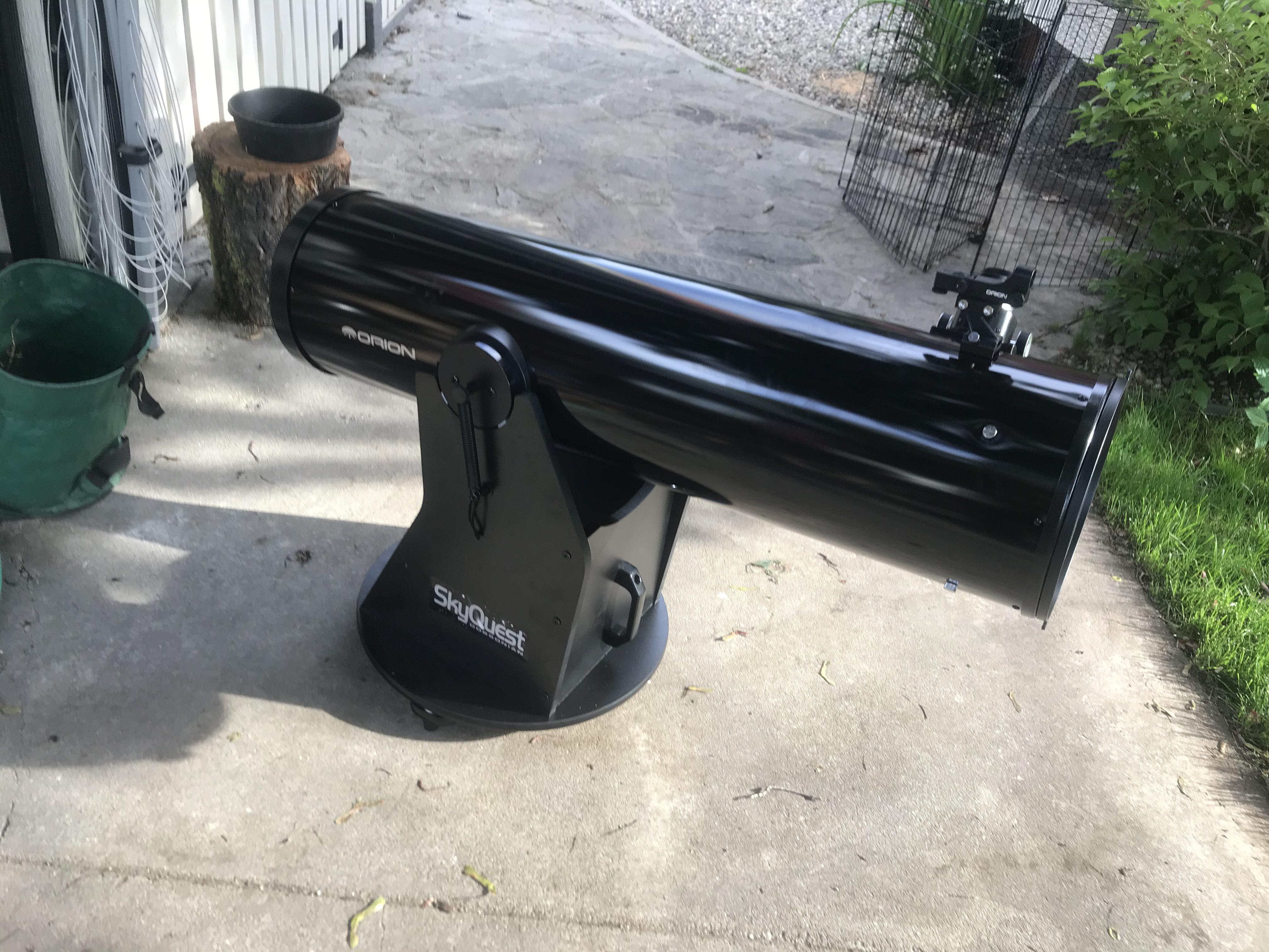 My first telescope just arrived; Orion Skyquest xt10 | Scrolller