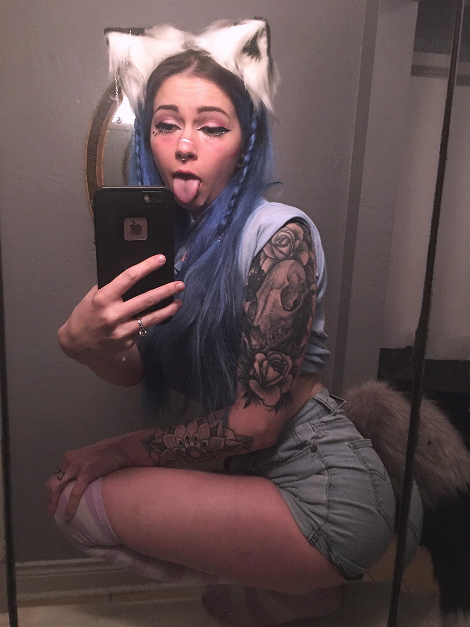 My Friday night kitten look | Scrolller