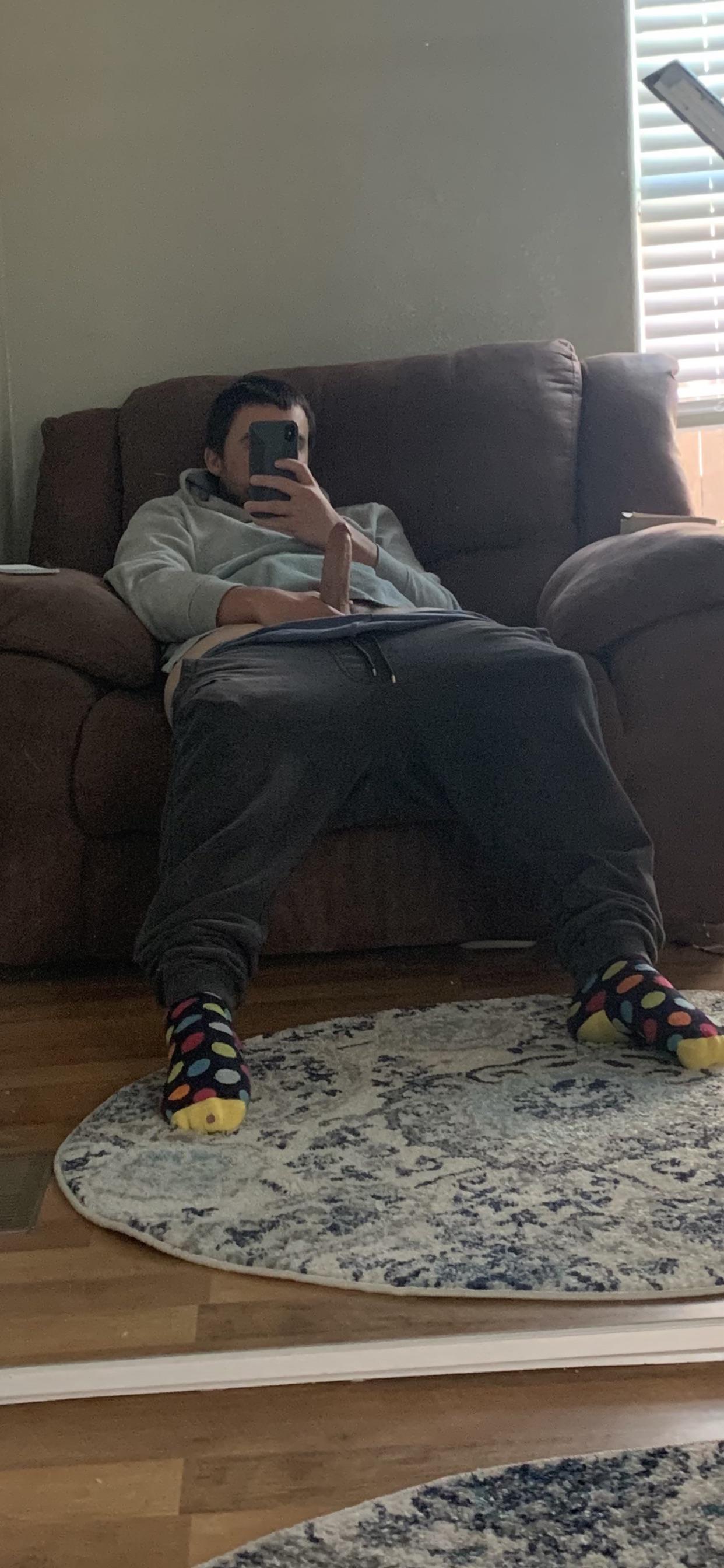 My girth massive enough? | Scrolller