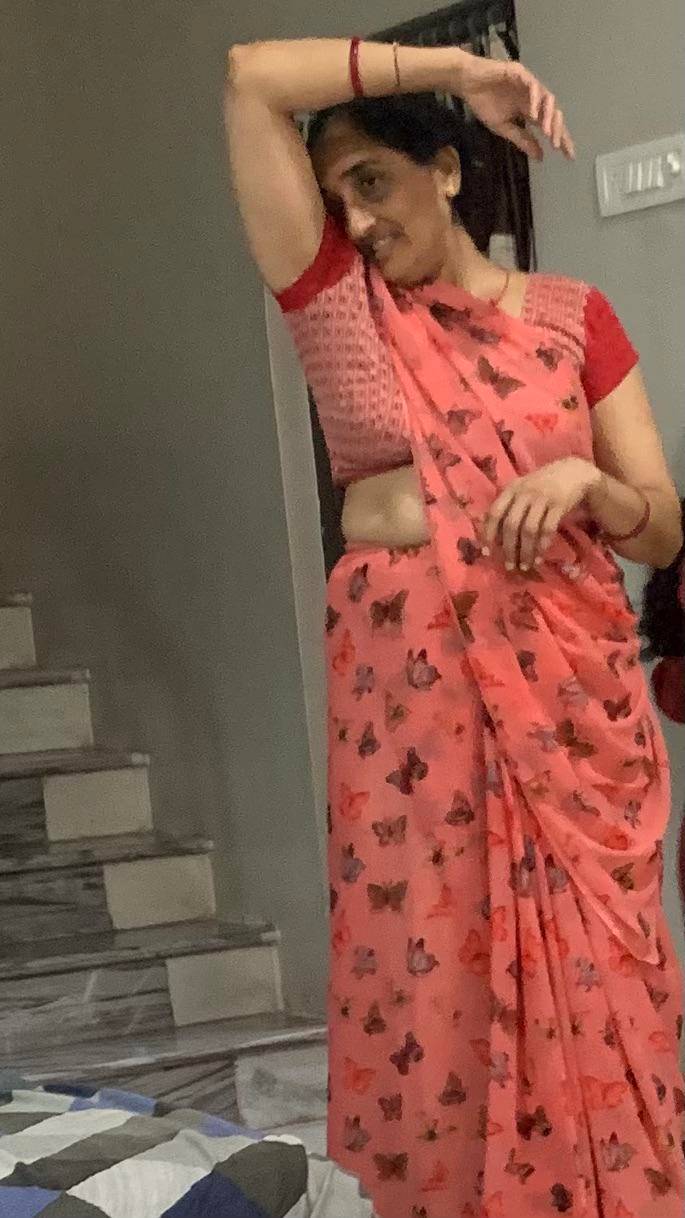 My gujju desi mami inviting | Scrolller