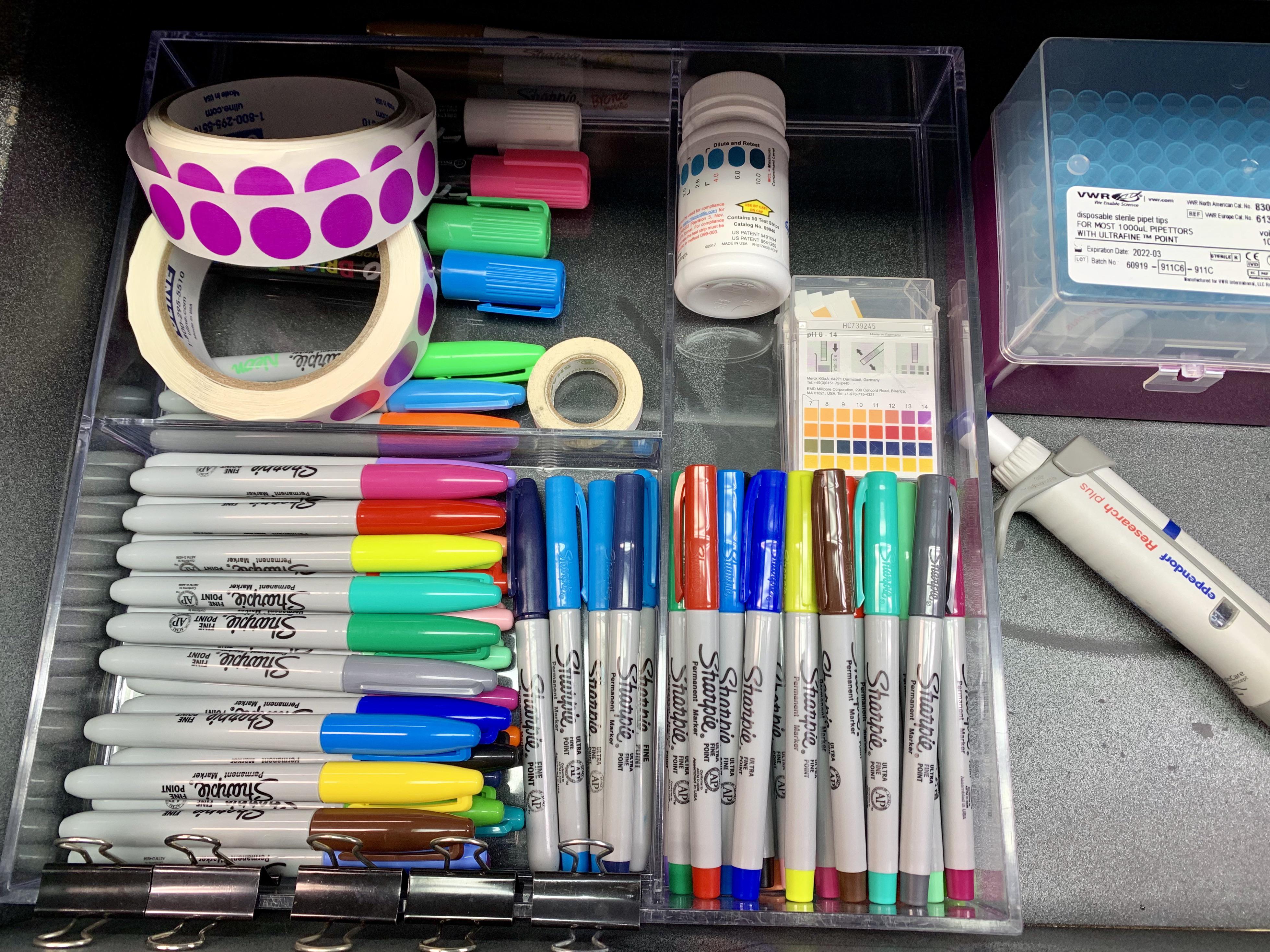 My happy drawer | Scrolller