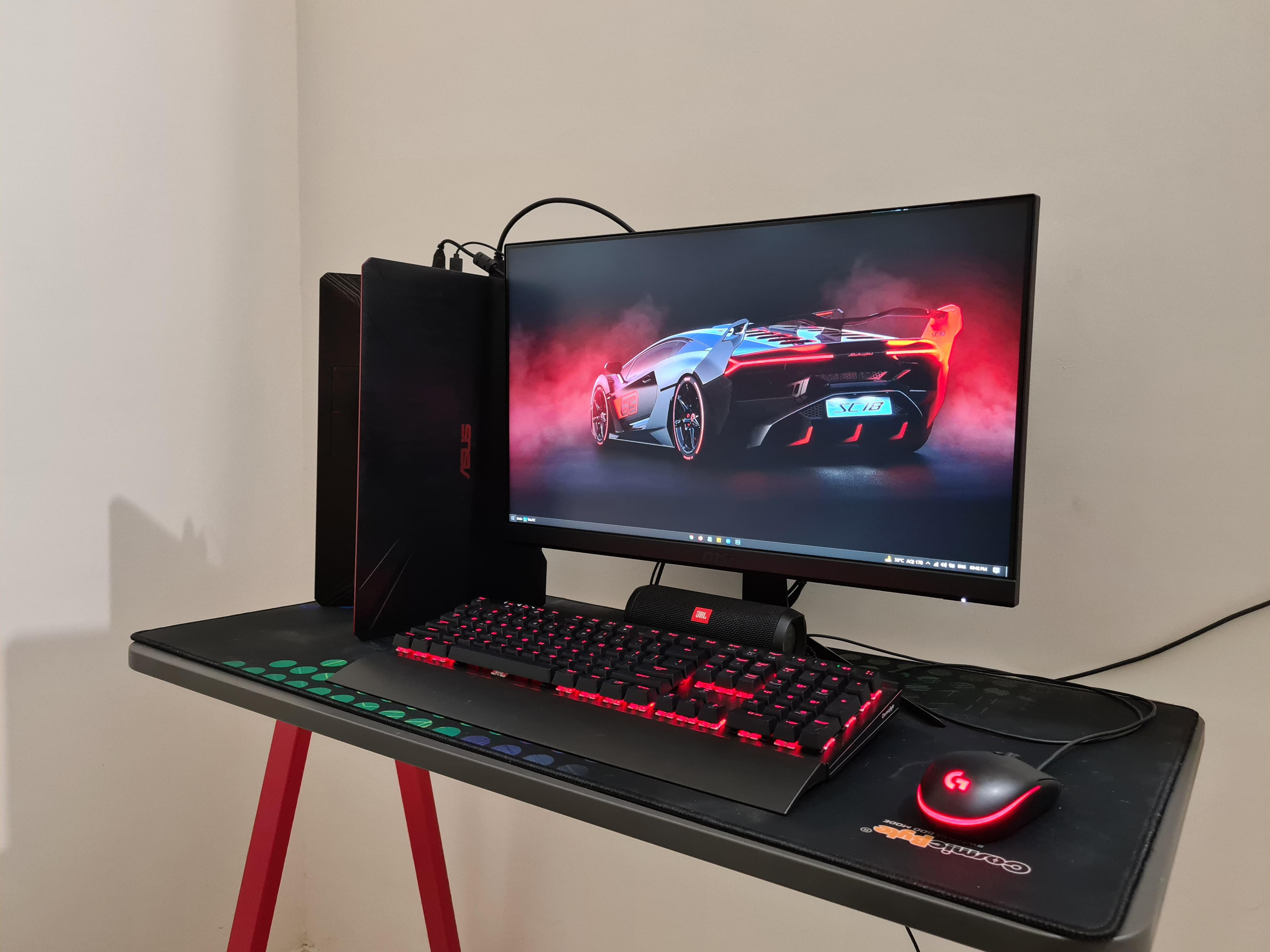 My laptop gaming setup is now complete | Scrolller