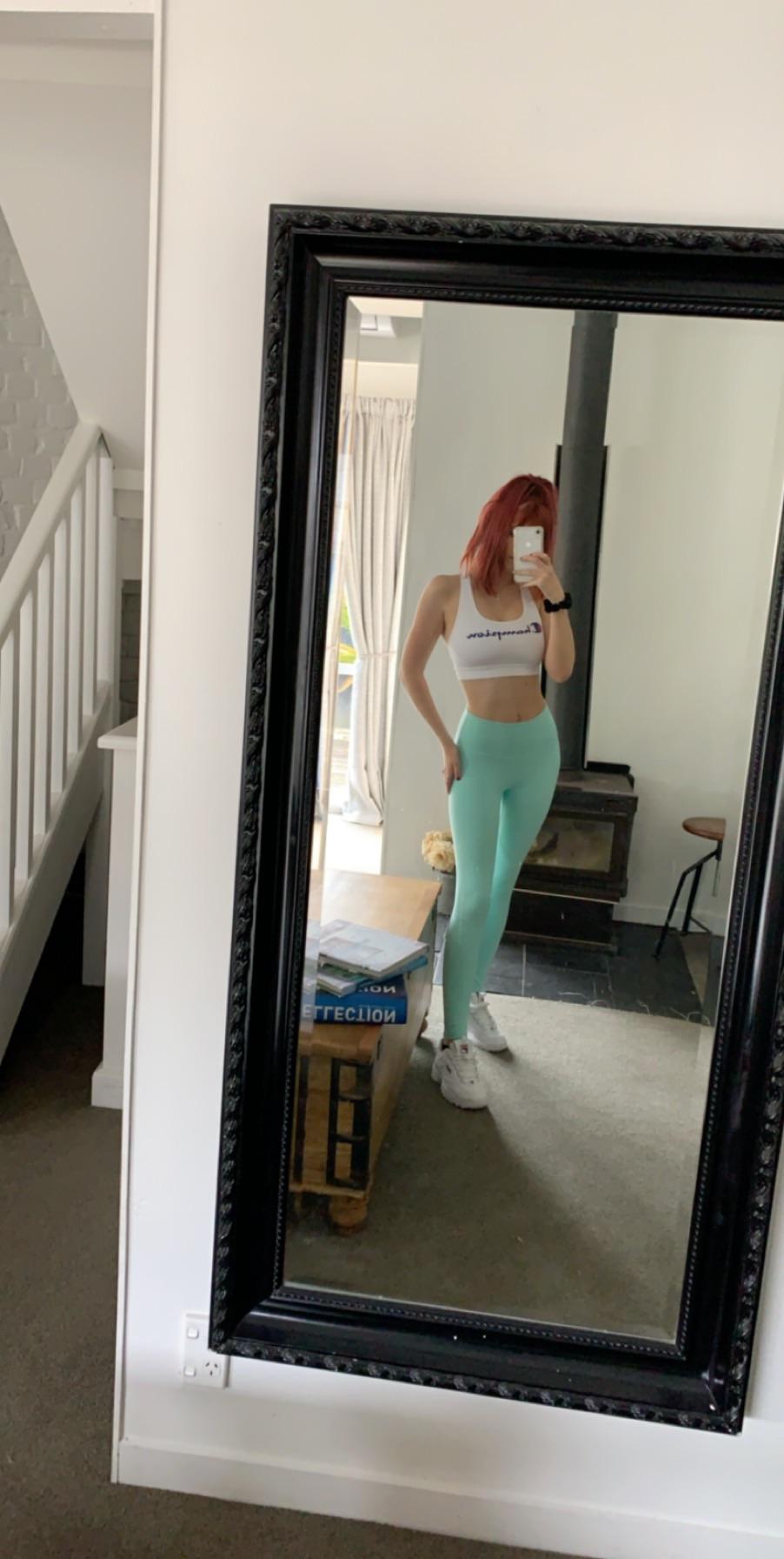 My legs look super long for once | Scrolller