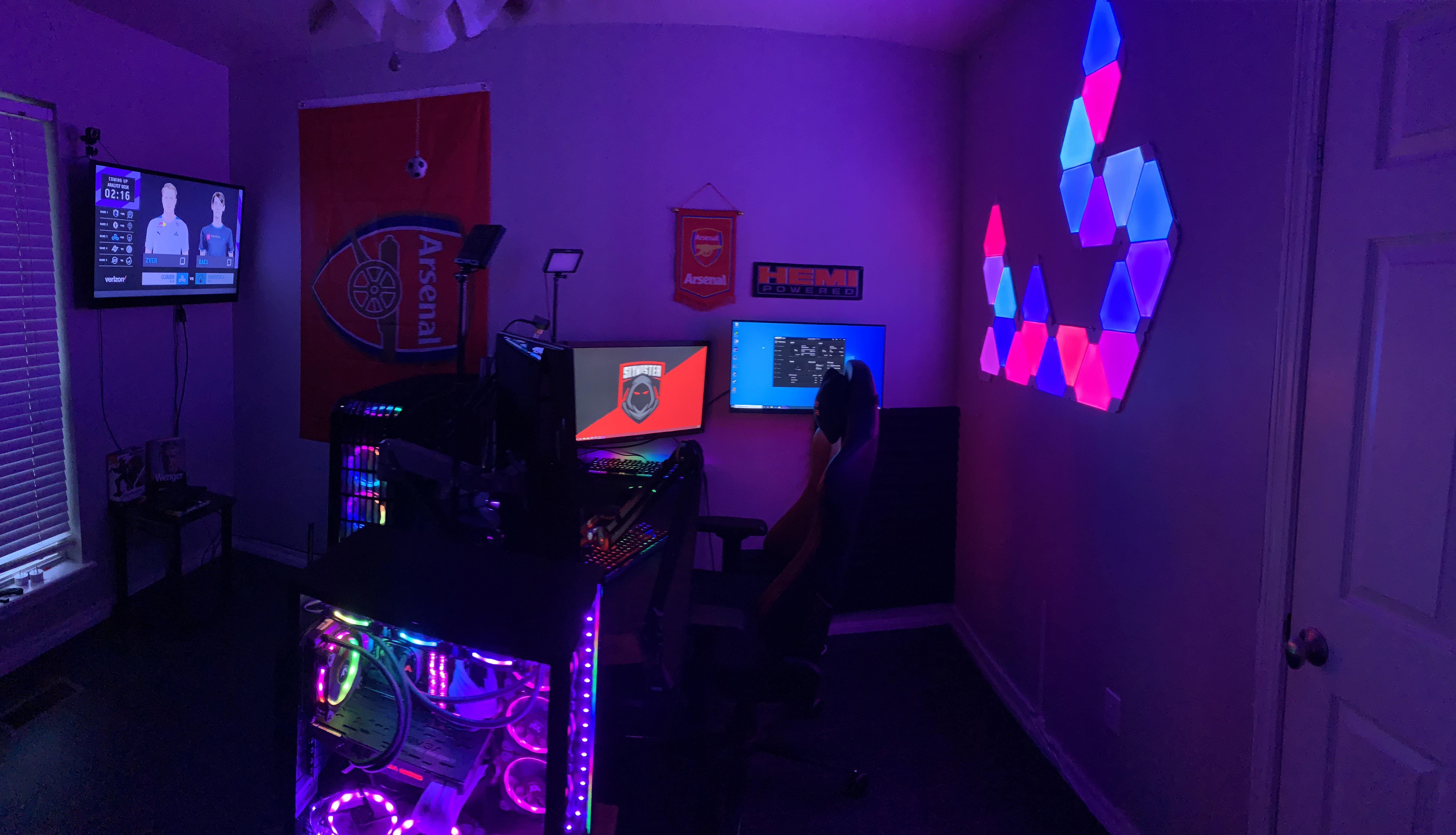 My little cave | Scrolller