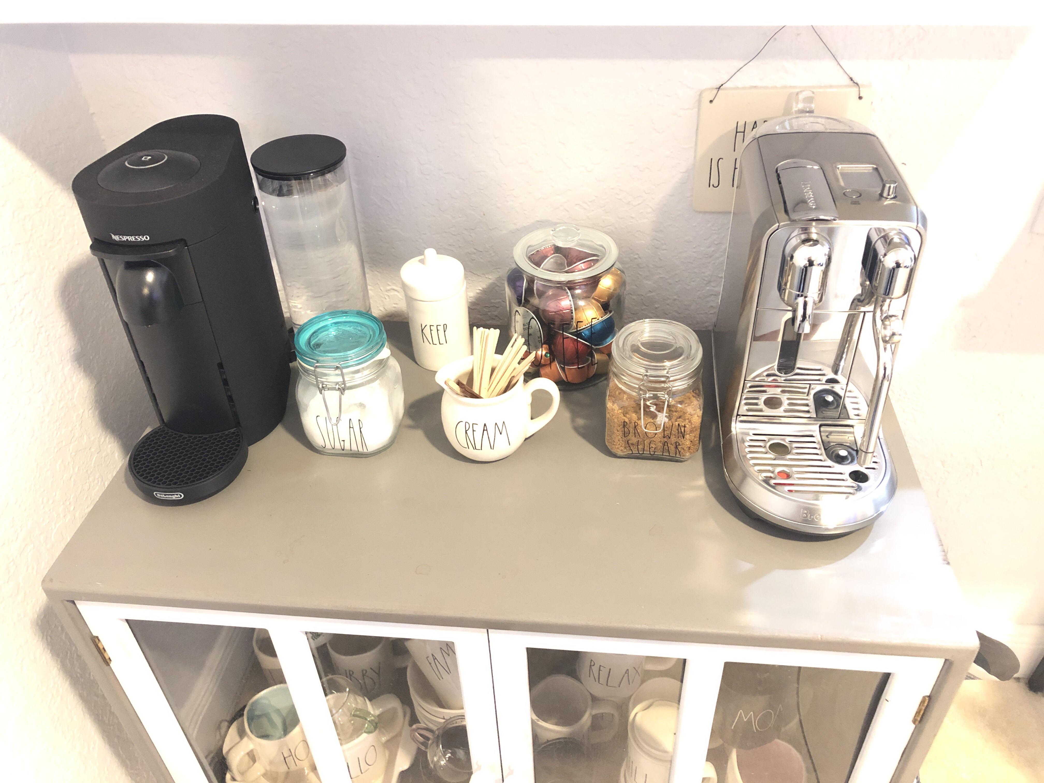 My little corner. | Scrolller