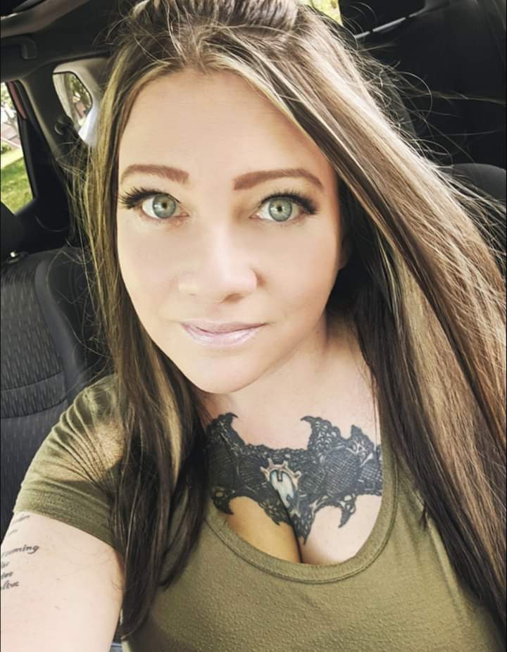 My Mom Selfie Scrolller