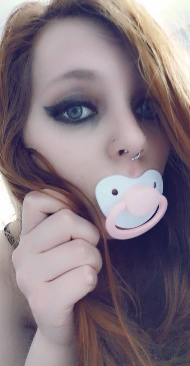 My New Paci Came 🌺💗 Scrolller