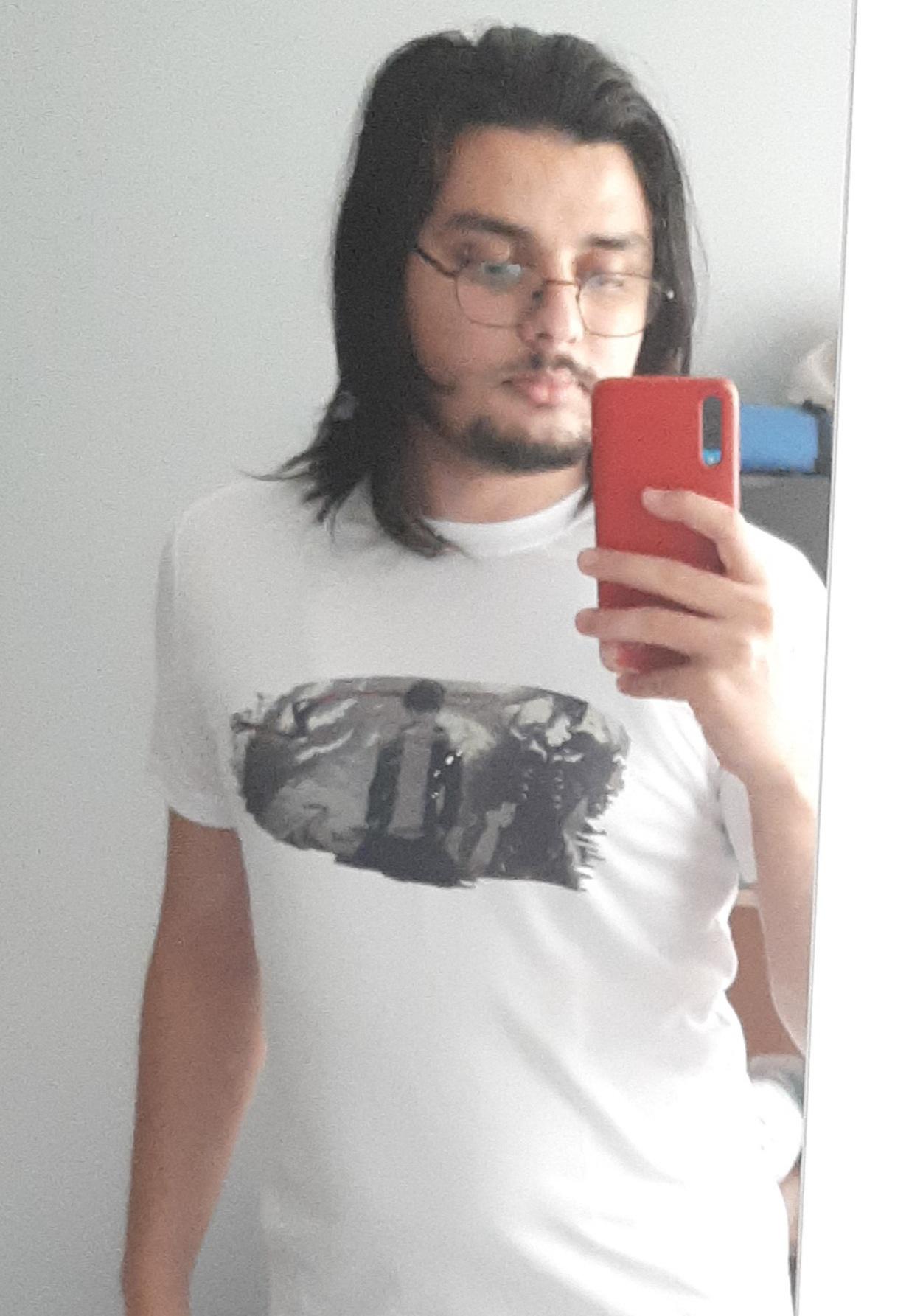 My new solo leveling T-shirt Just arrived! İt looks good for me | Scrolller