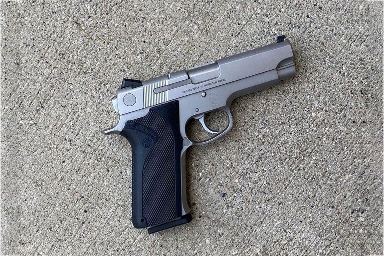 My new taser has arrived today - so happy with it!! | Scrolller