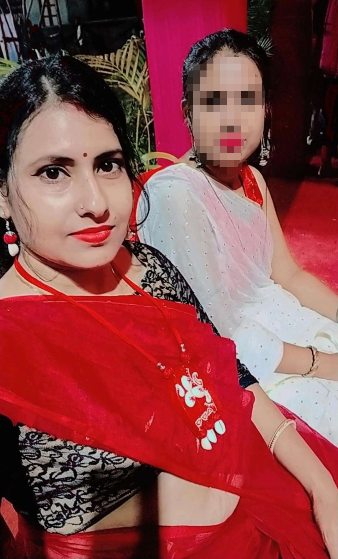 My randi mom in red 👅👅 | Scrolller