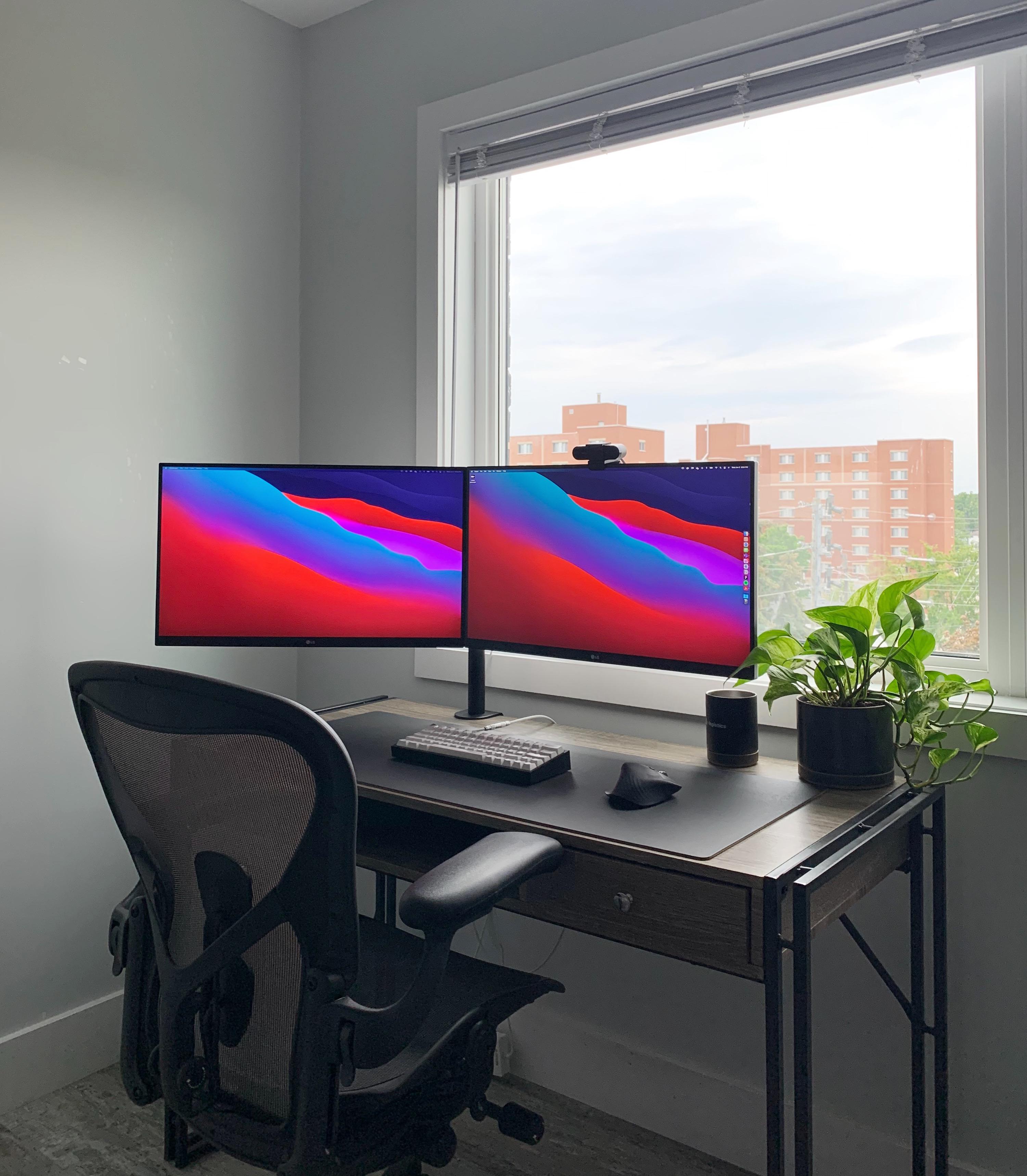 My remote university setup | Scrolller