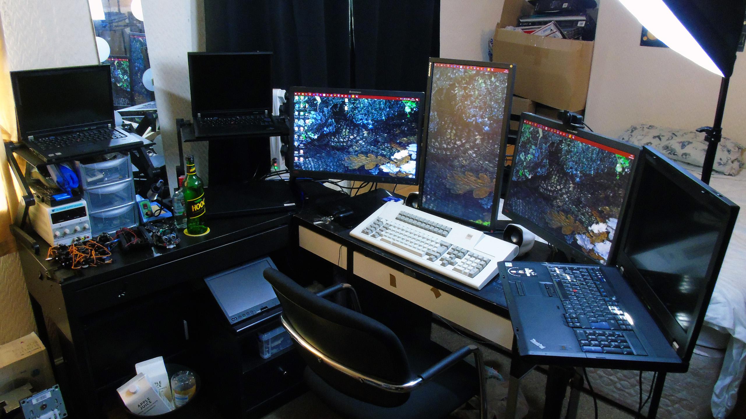 My revised setup, featuring a Type I M122 | Scrolller