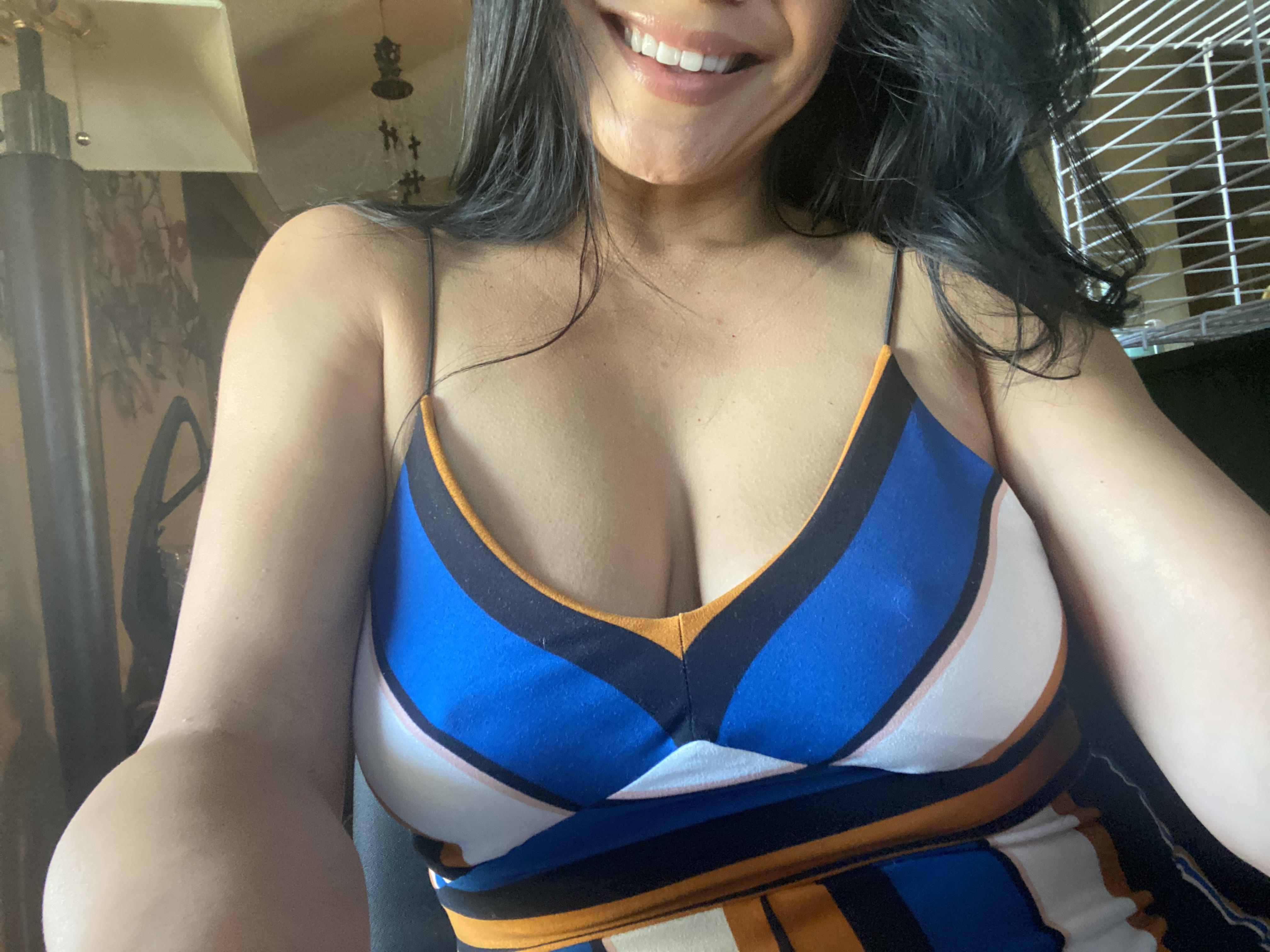 My second pair of eyes and I hope you’re having a great day! 😘 | Scrolller