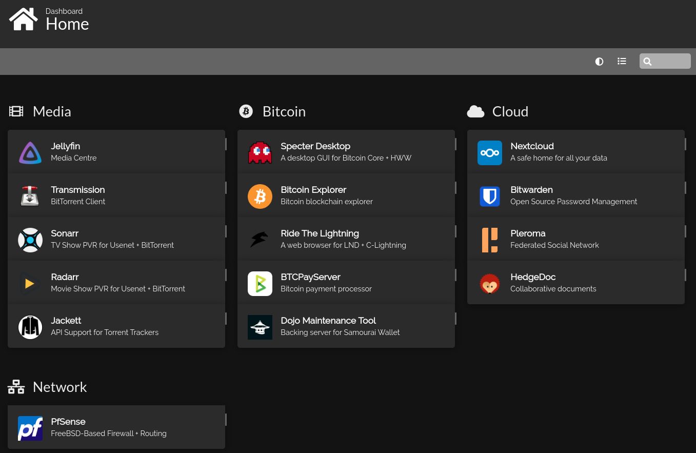 My self hosted dashboard | Scrolller