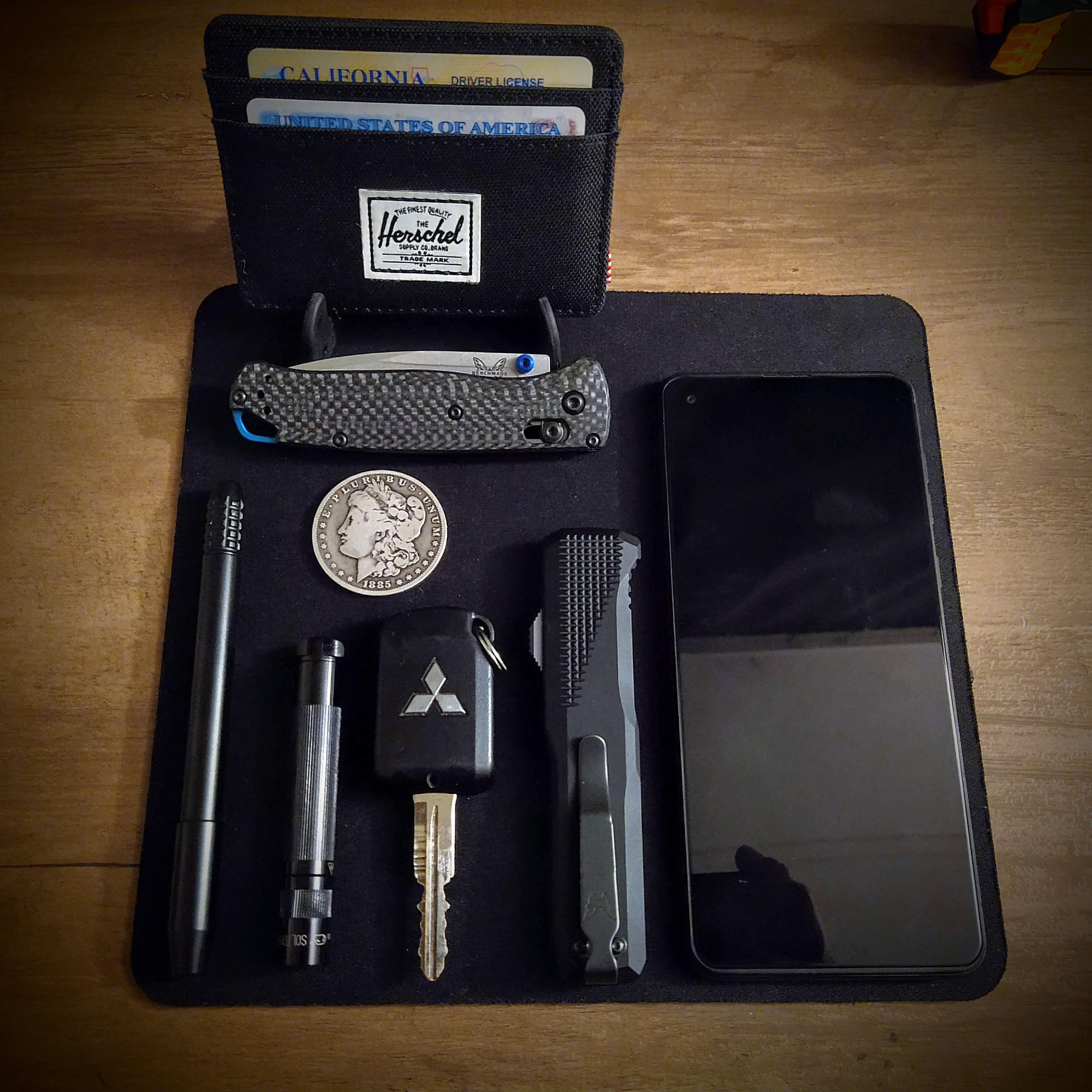 My simple EDC. | Scrolller