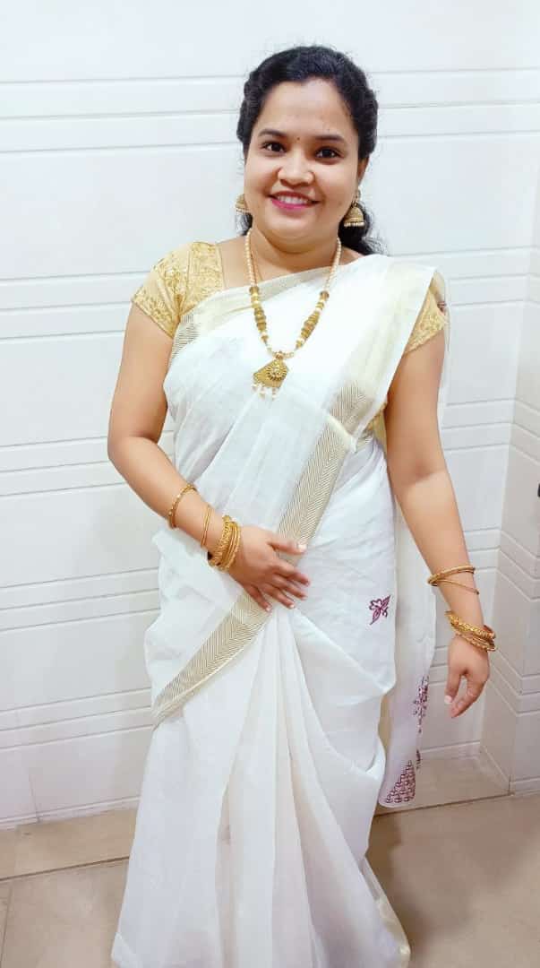 my slutty sis..how is she ..dm to talk on her | Scrolller