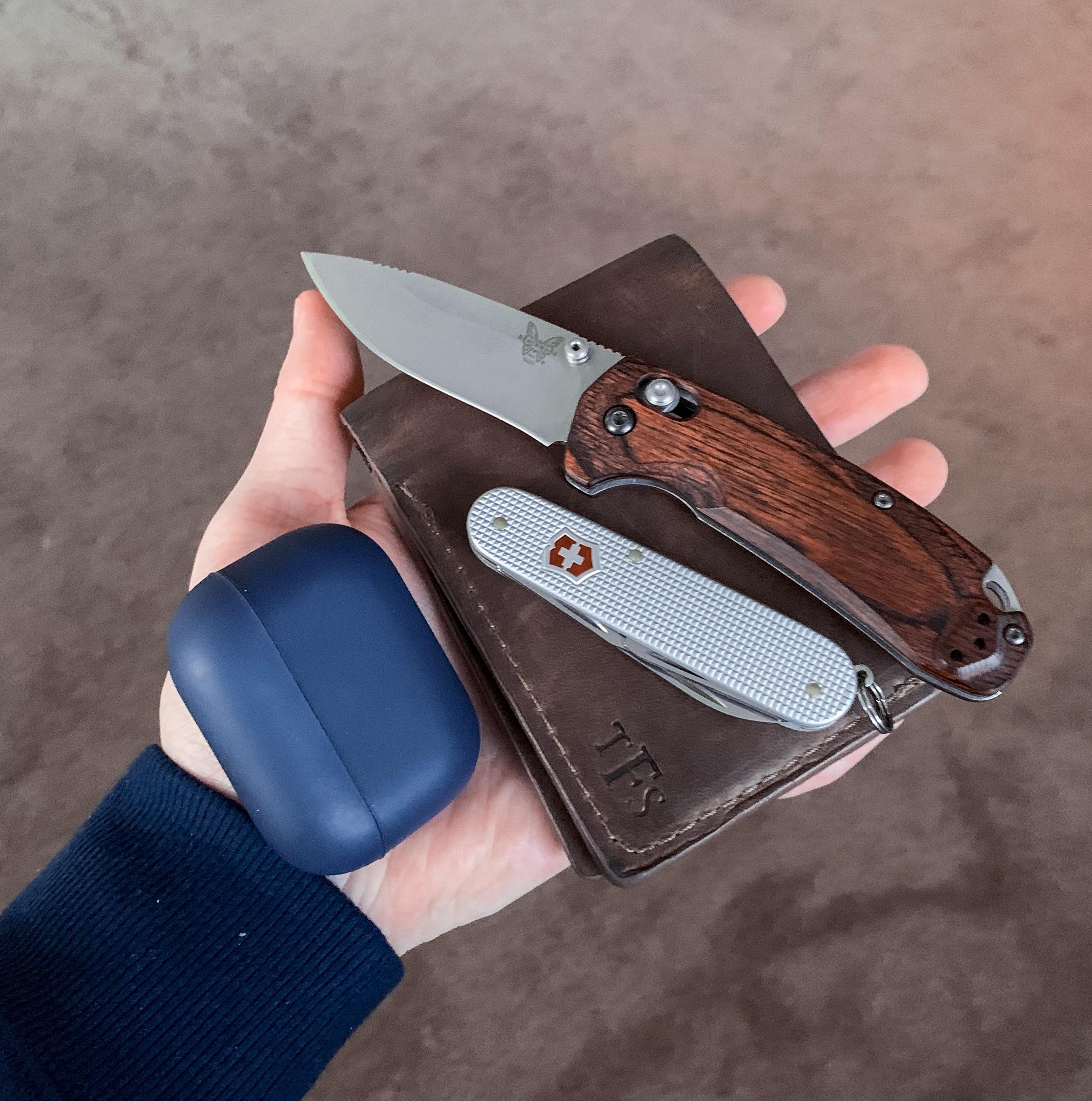 my typical edc | Scrolller my typical edc | Scrolller