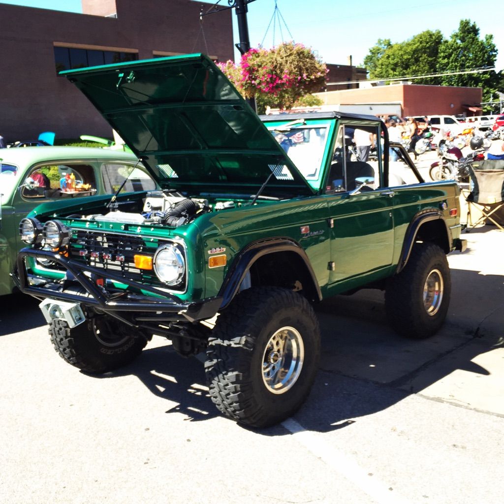 My uncle's Bronco, loads of fun | Scrolller