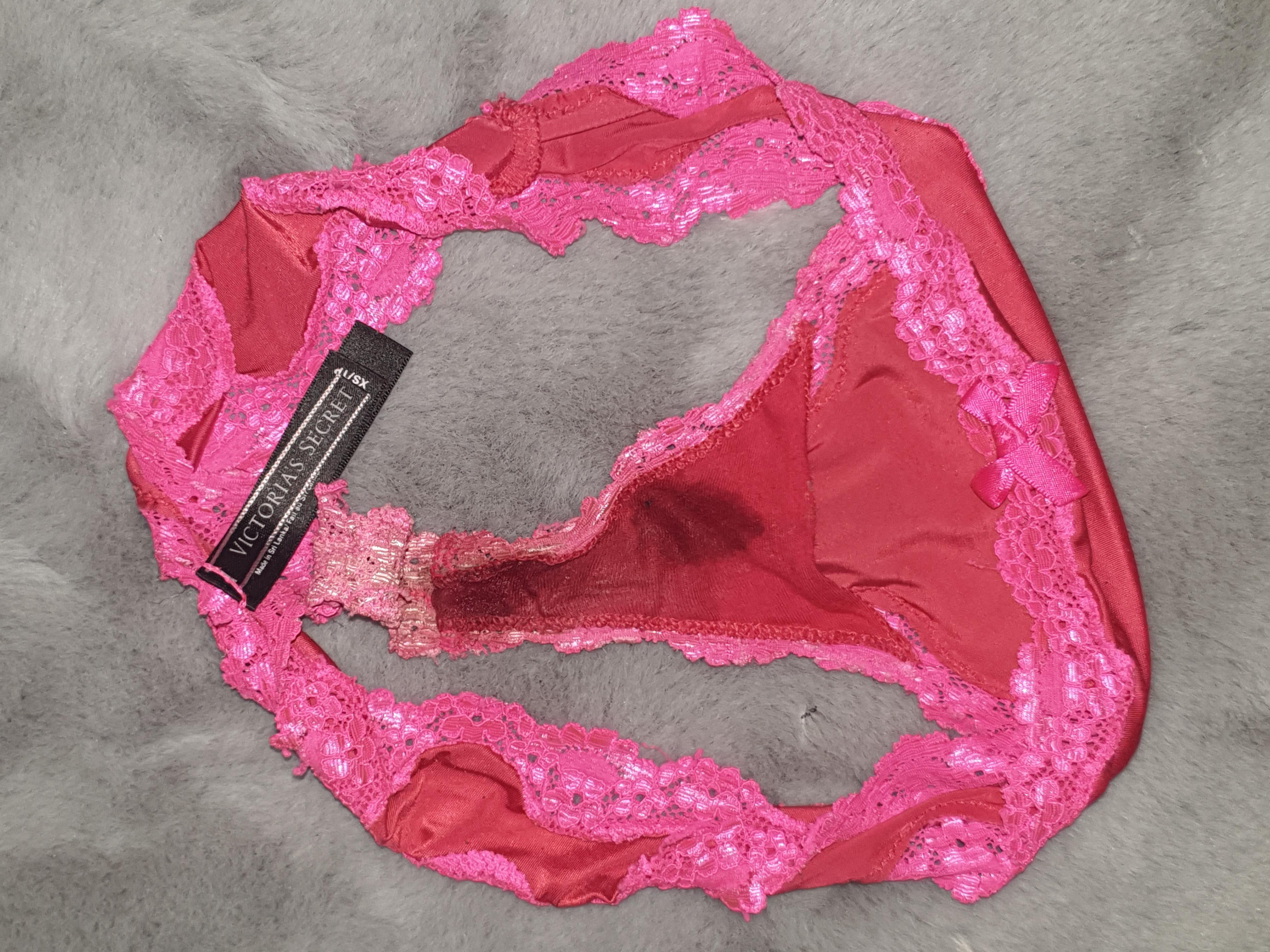 My wet cummy panties | Scrolller