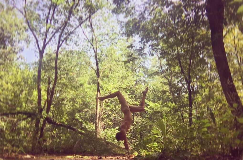 Naked Nature Yoga | Scrolller