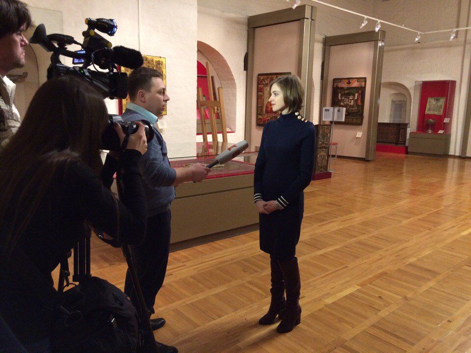 Natalia in a collection presentation | Scrolller