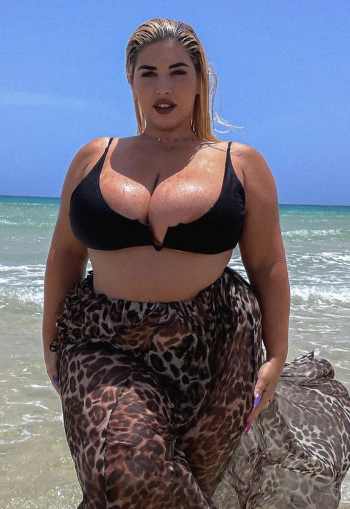 Natalia Lozano Massive natural tits (bbw) | Scrolller