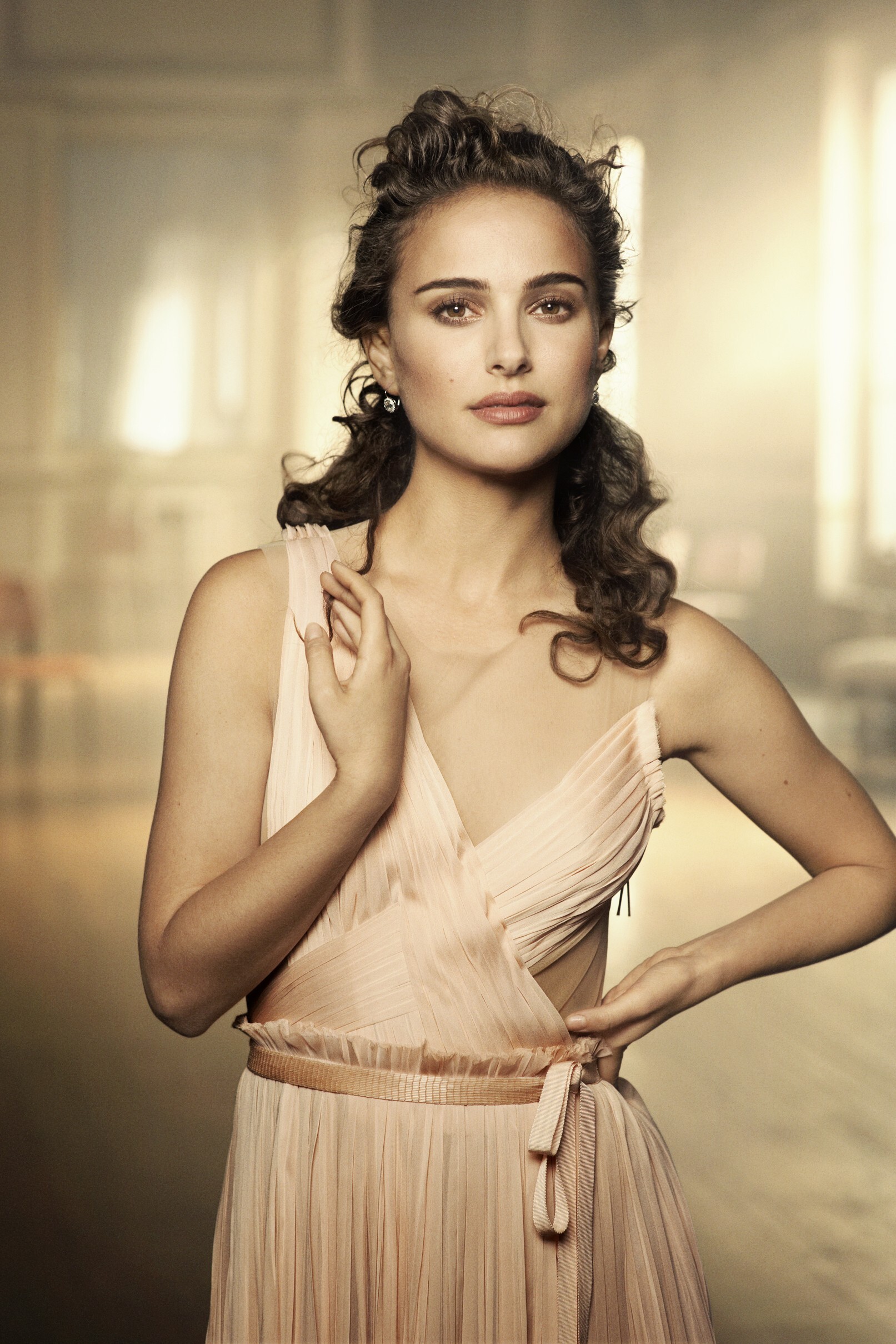 Natalie Portman Scrolller