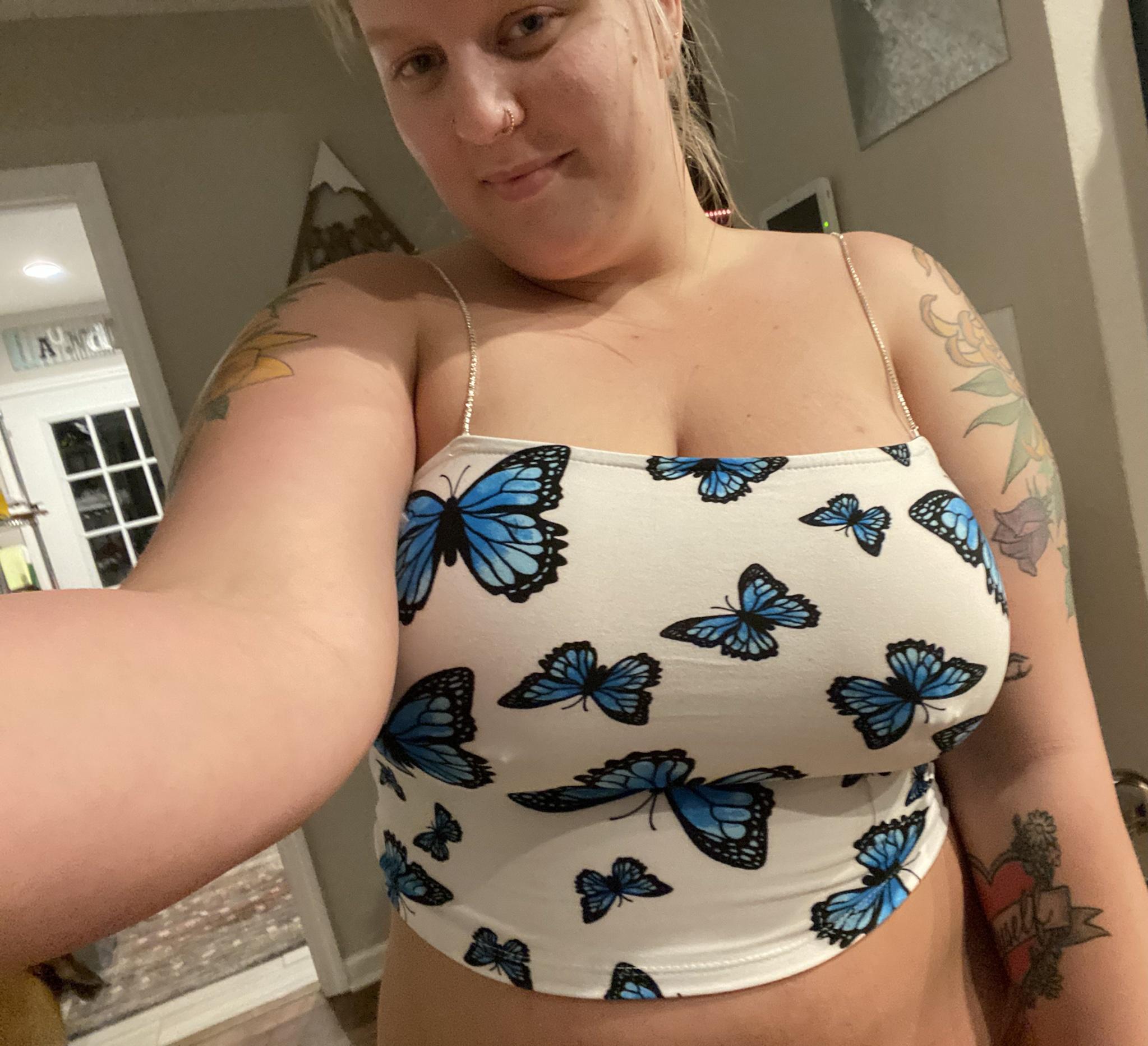 Discover more like BustyNaturals: Natural DDDs 🦋 and Related Content | Scrolller