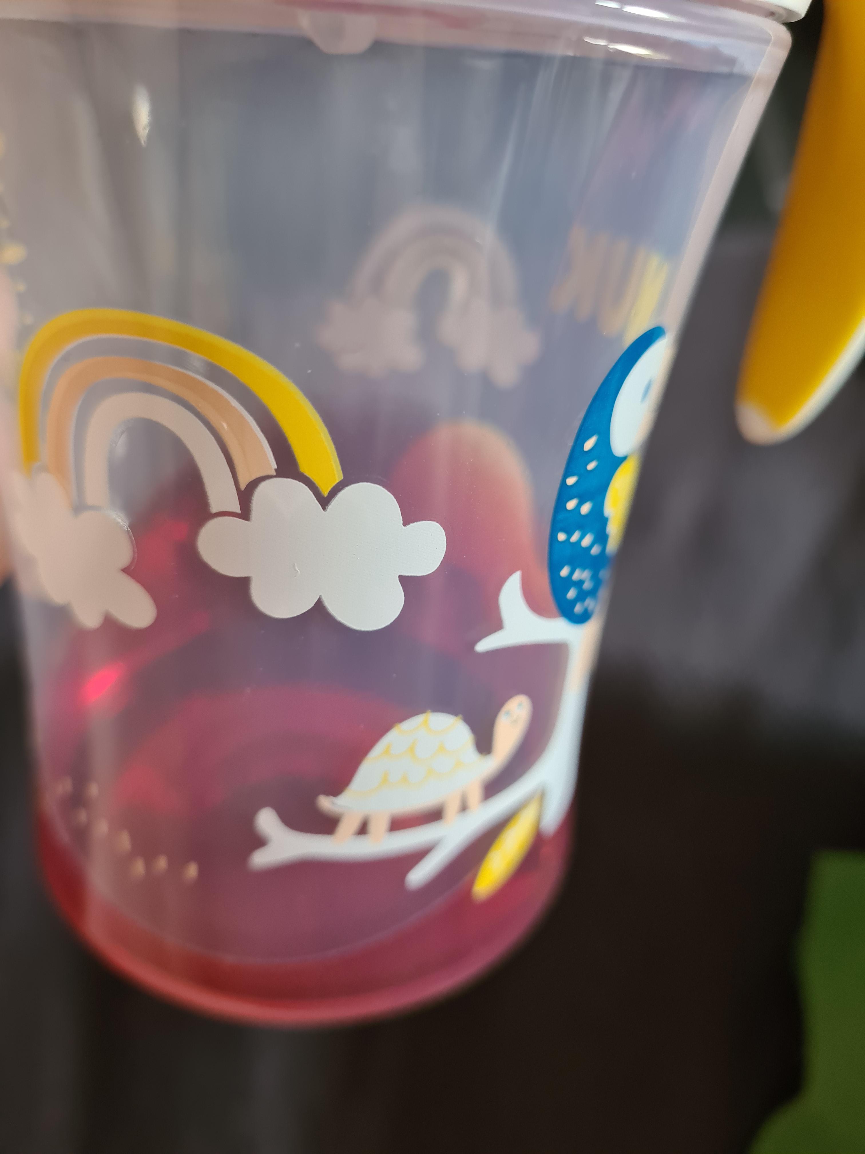 Nearly empty | Scrolller