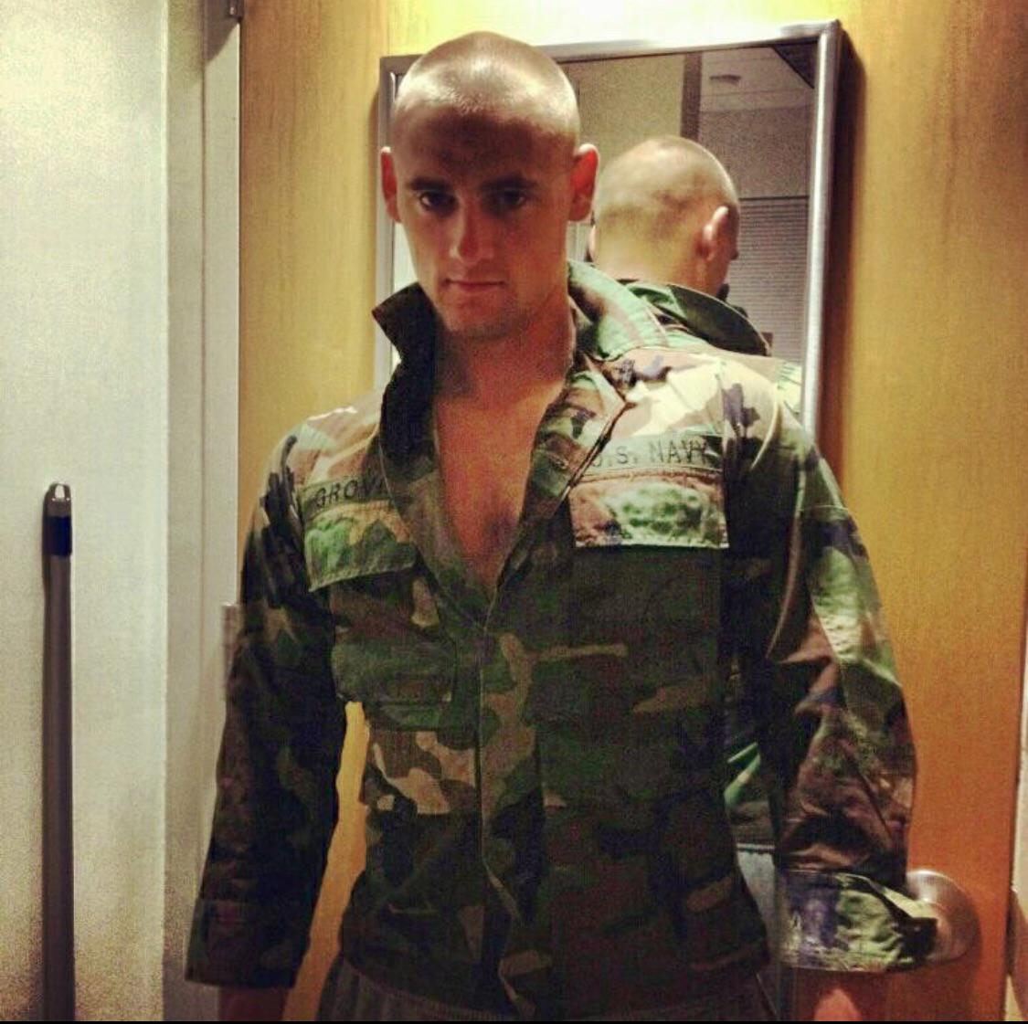 Need help with the last few buttons.... | Scrolller