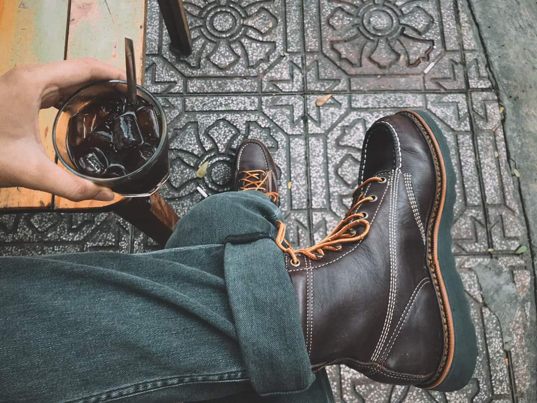 Need some help IDing this one. Thank you in advance | Scrolller