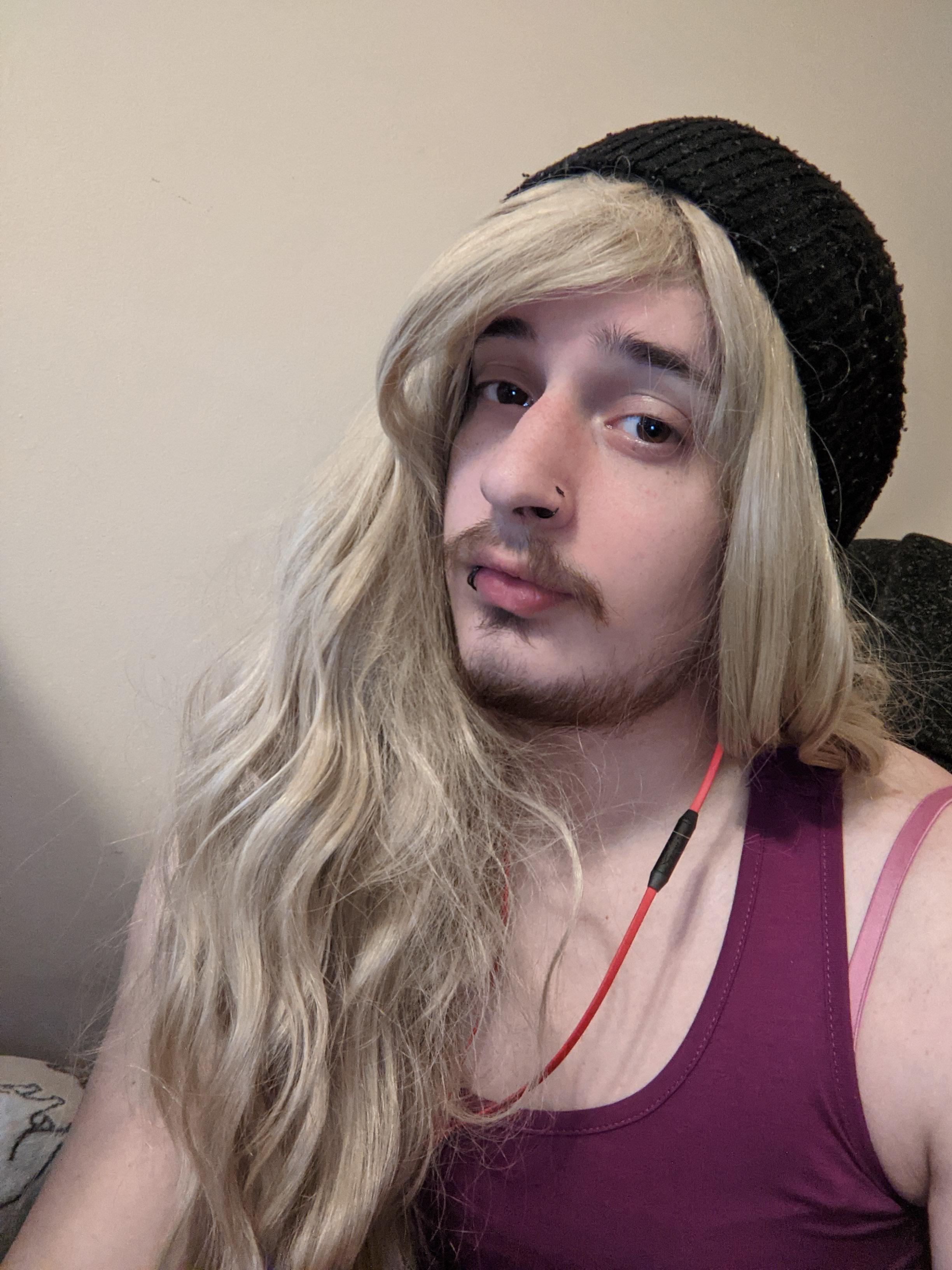 Need to shave but felt cute anyway | Scrolller