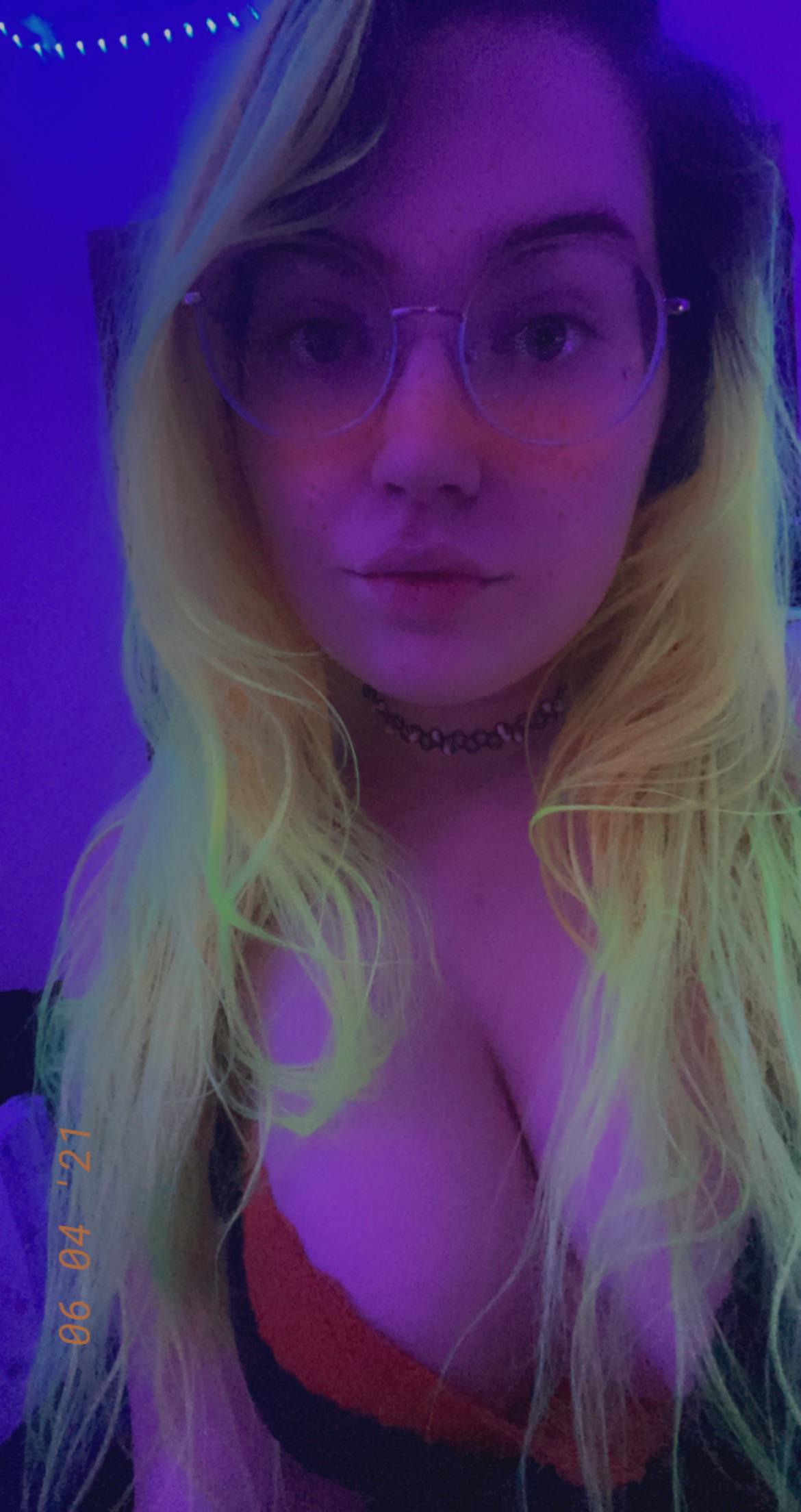 Neon Goth | Scrolller