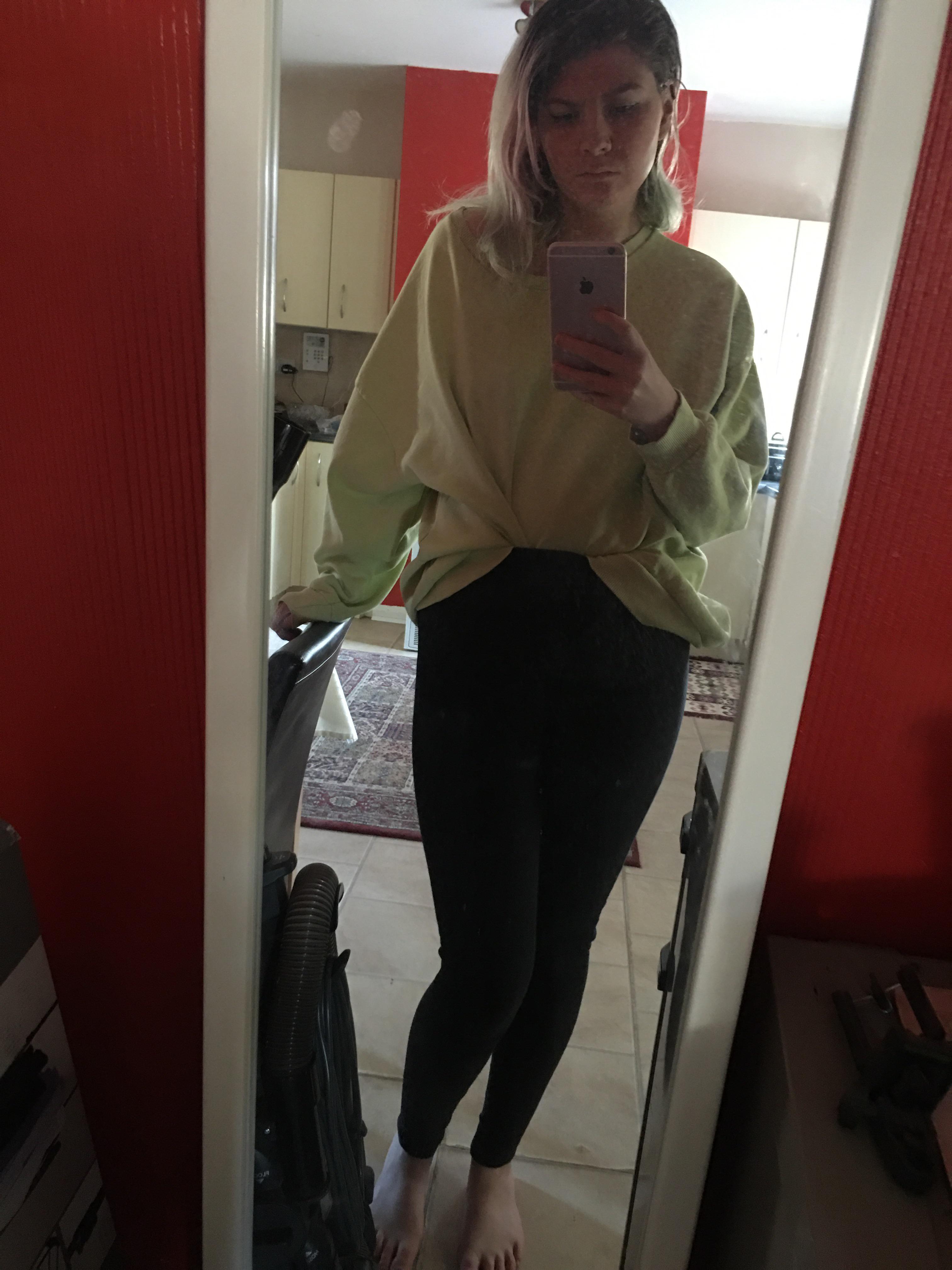 Neon jumper for this bright day And some black jeans very simple | Scrolller