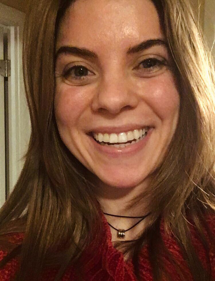 Nervous to show my natural face and smile but happy Monday ️ [over 18 ...